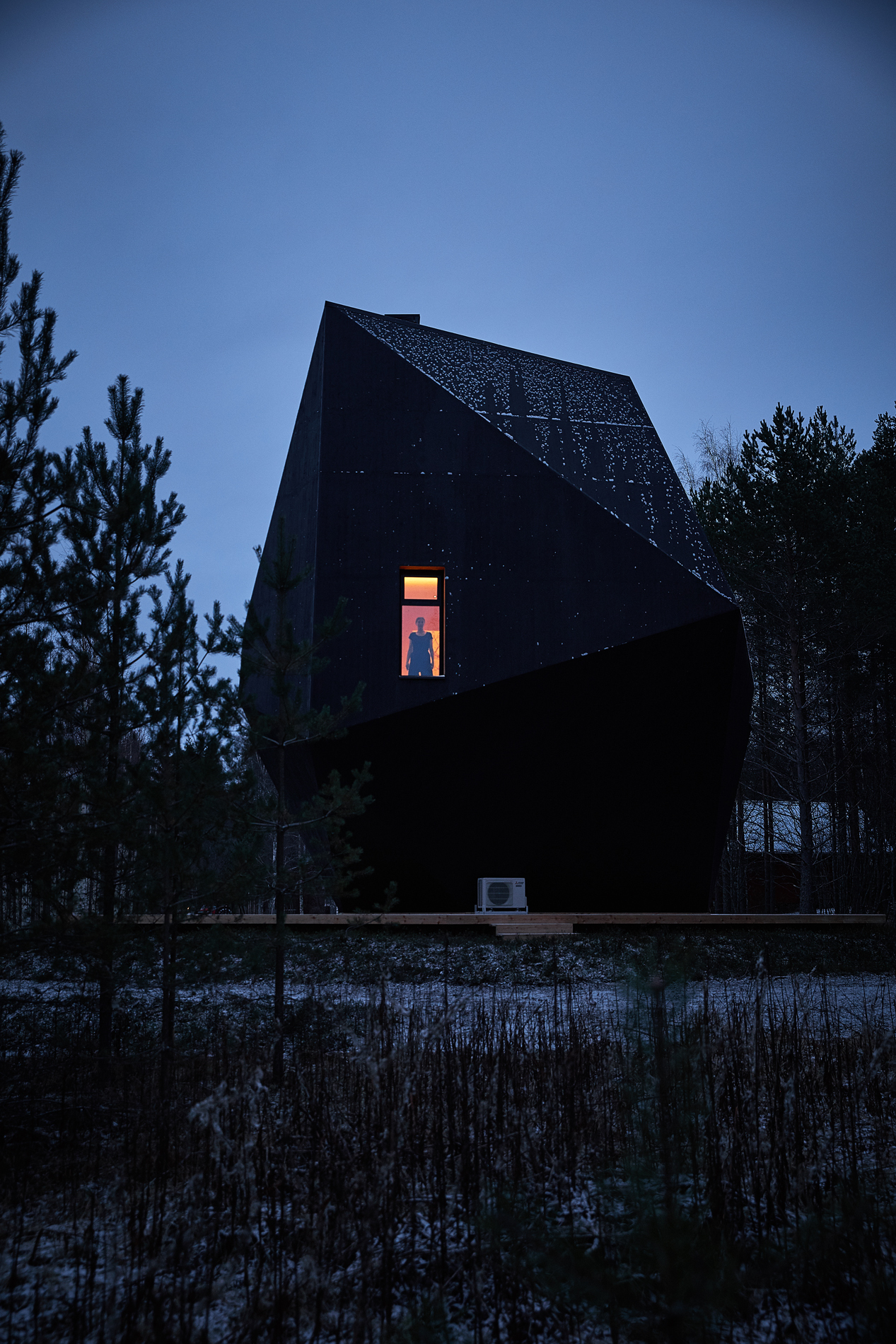 Gallery of Meteorite Cabin / Ateljé Sotamaa - 11