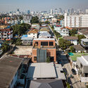 High Brick House / studiomiti | ArchDaily