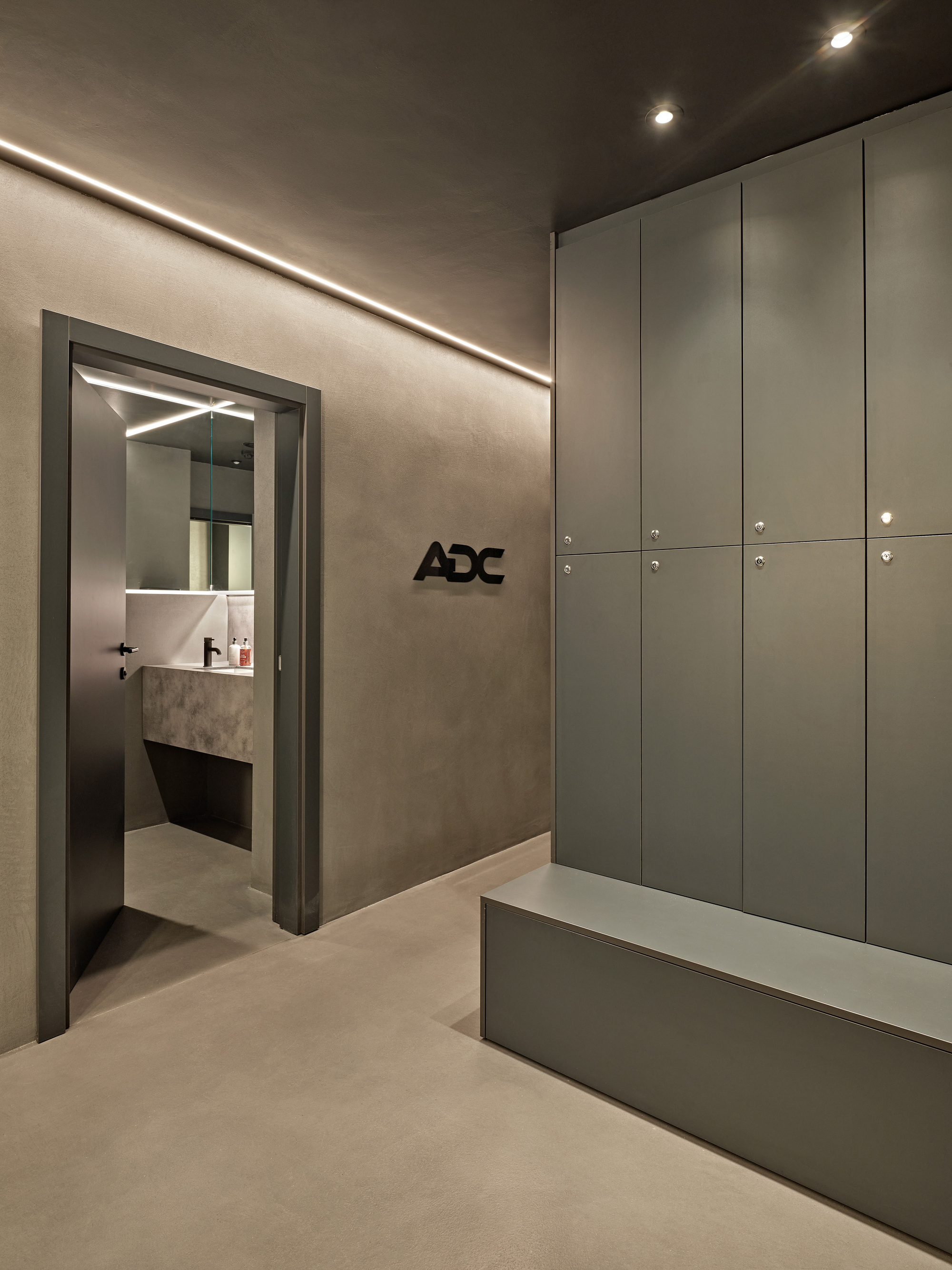 Gallery of Athletic Development Club / Studio VA - 20