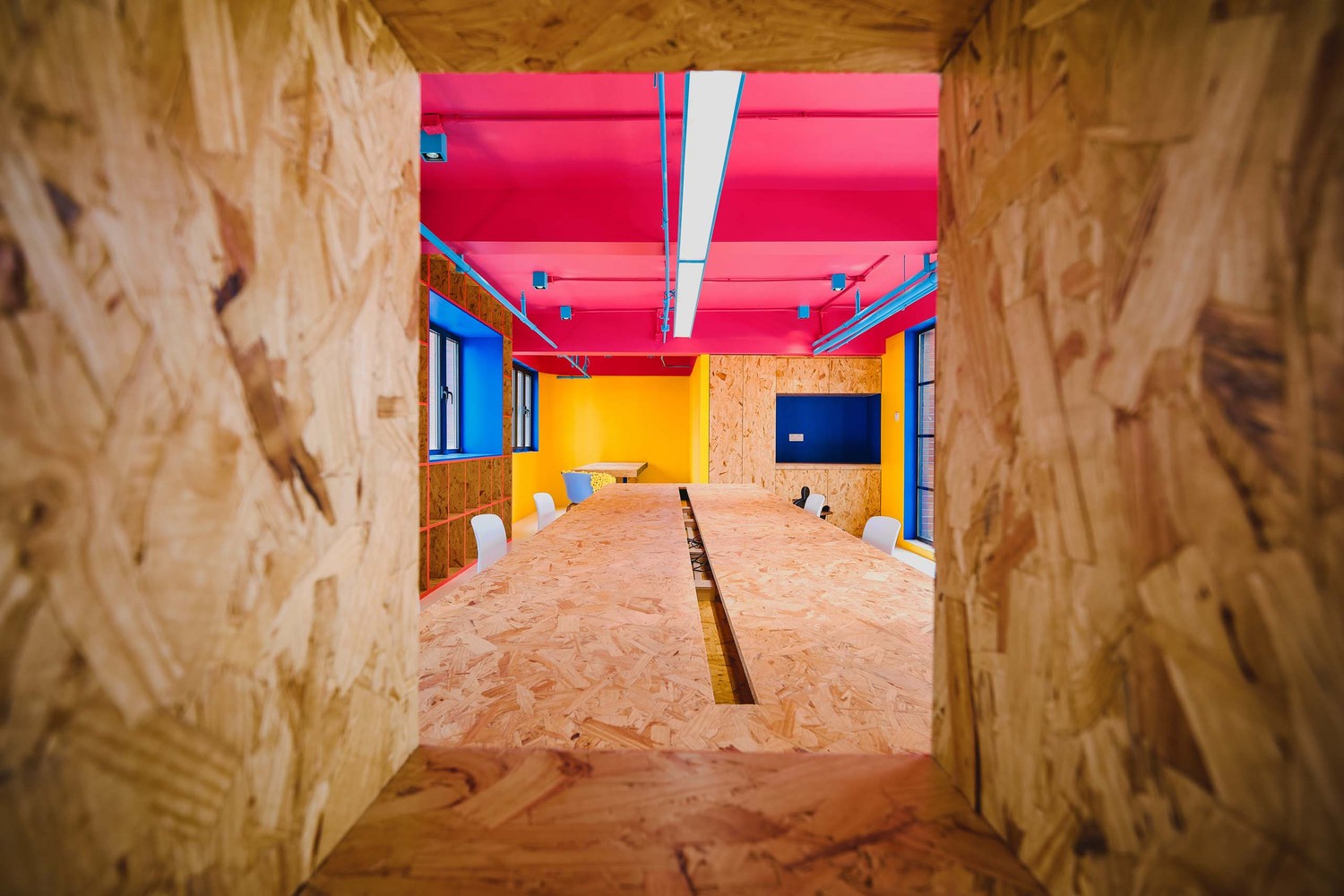 Gallery of Colorful Design Studio / LZArchitects - 17