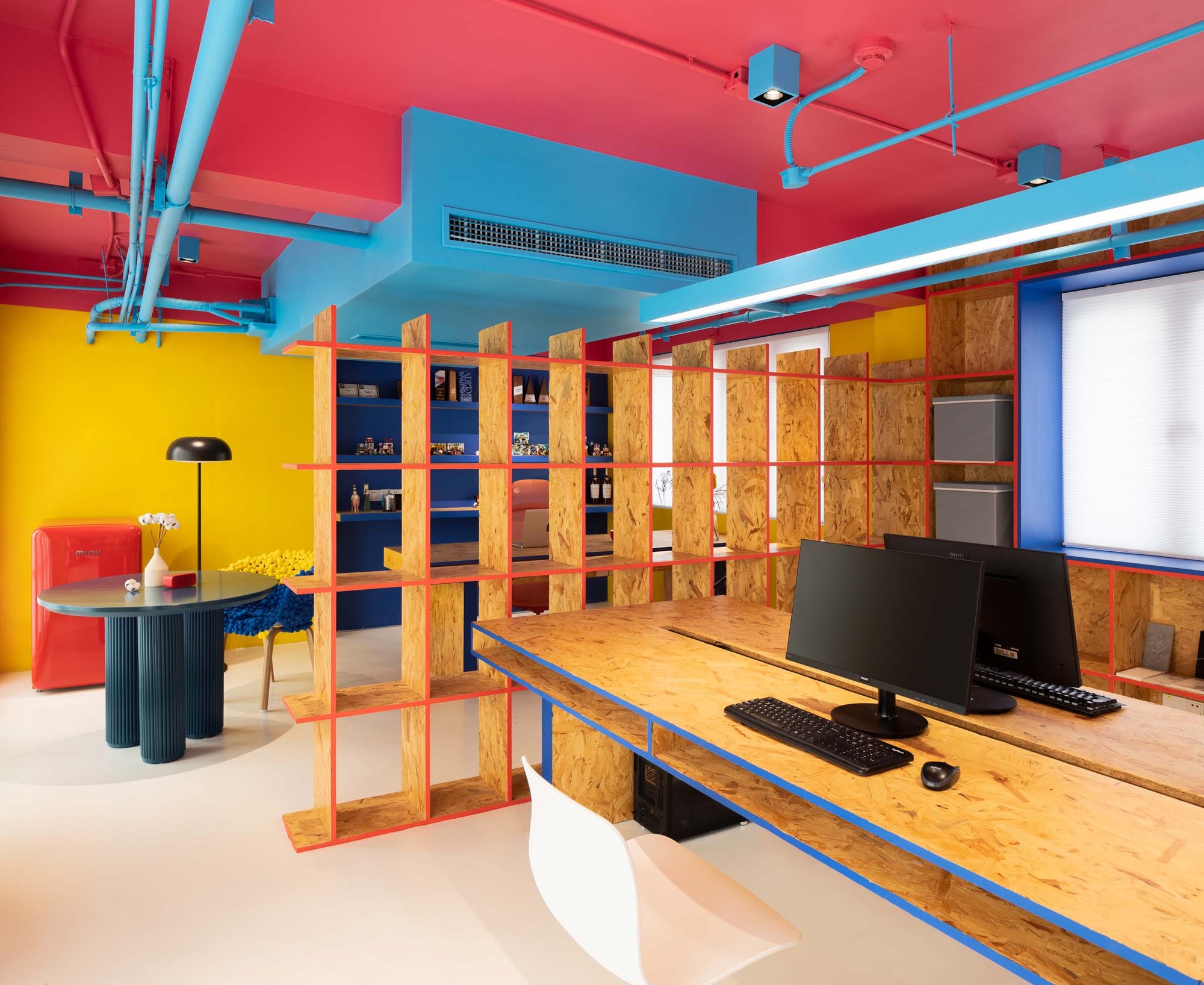 Gallery of Colorful Design Studio / LZArchitects - 15