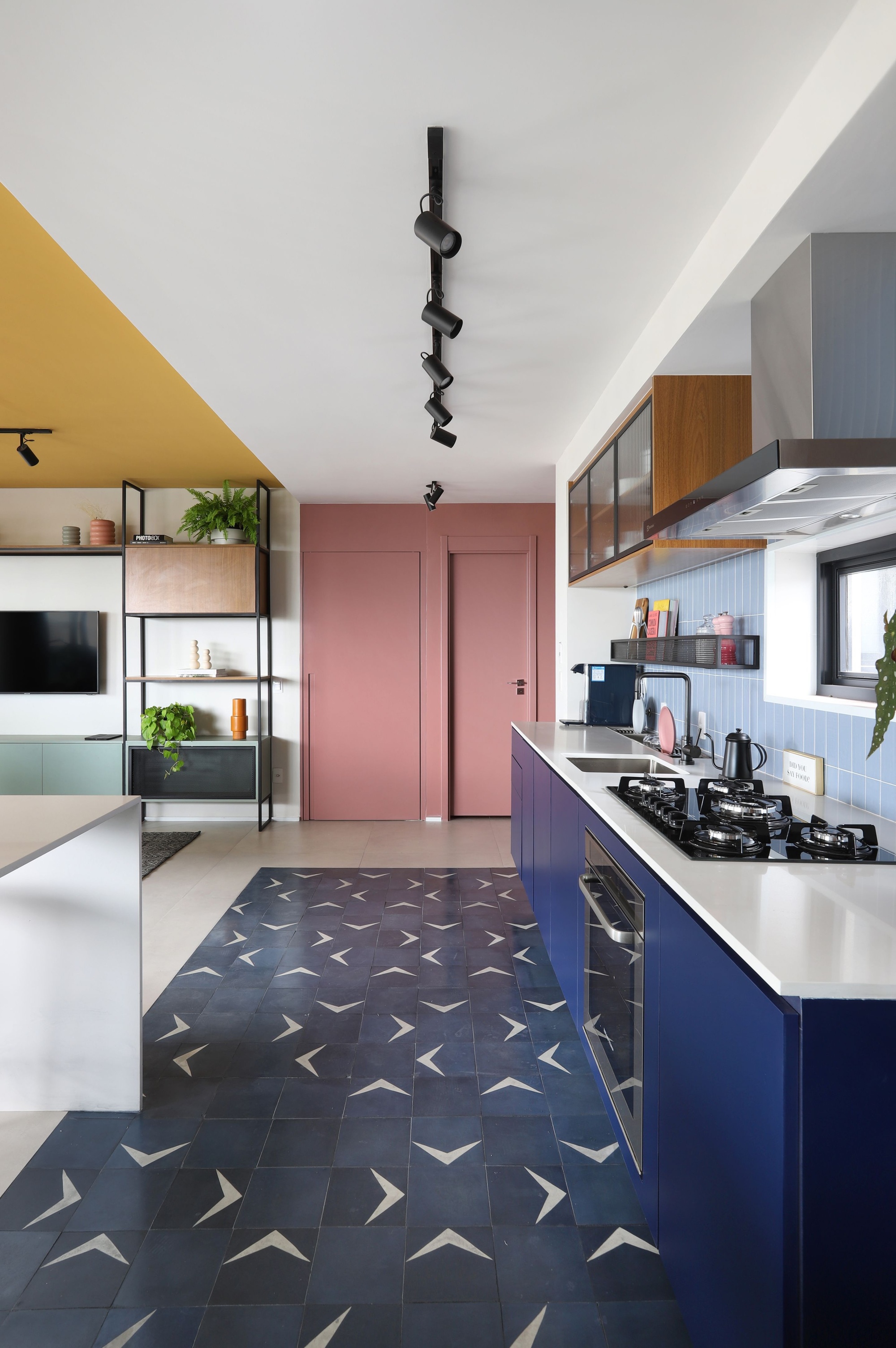 Gallery of Entrance Hall: "Welcome" Ideas to Your Home - 10