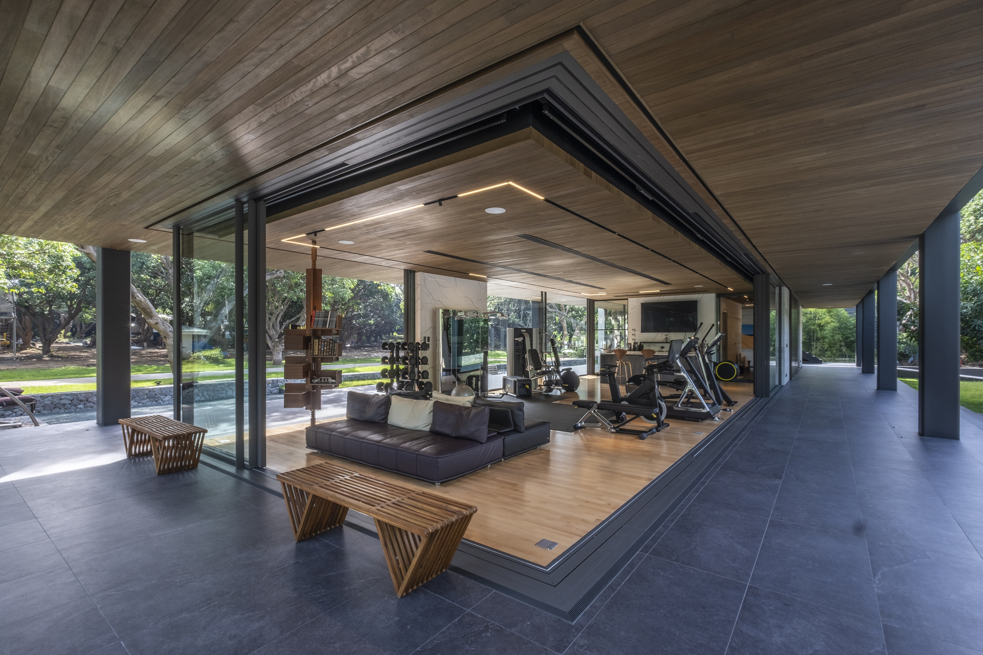 Gallery of CG Villa (Calatagan Gym Villa) / 8X8 Design Studio Co. - 14