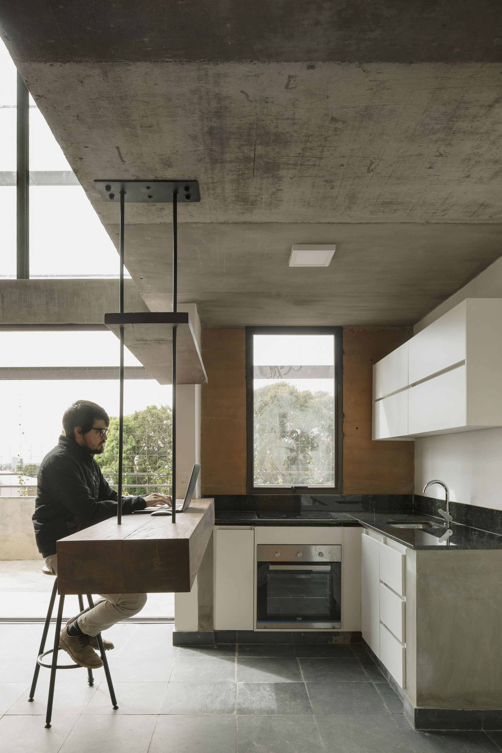 Gallery of Valois Building / José Cubilla - 14