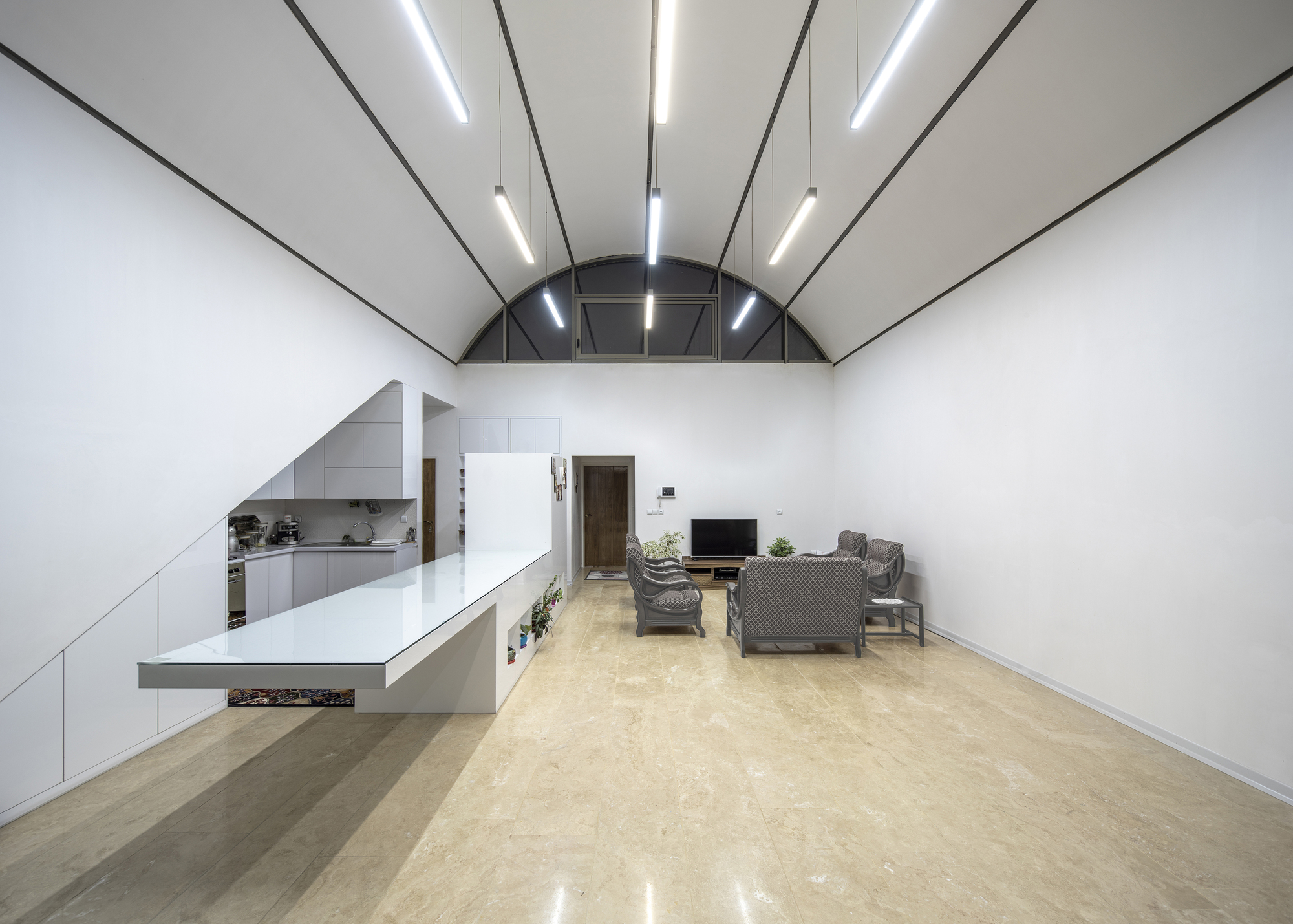Gallery of The Single-Vault House / Ayeneh Office - 4