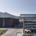 SIOM Building / SML Arquitectos | ArchDaily