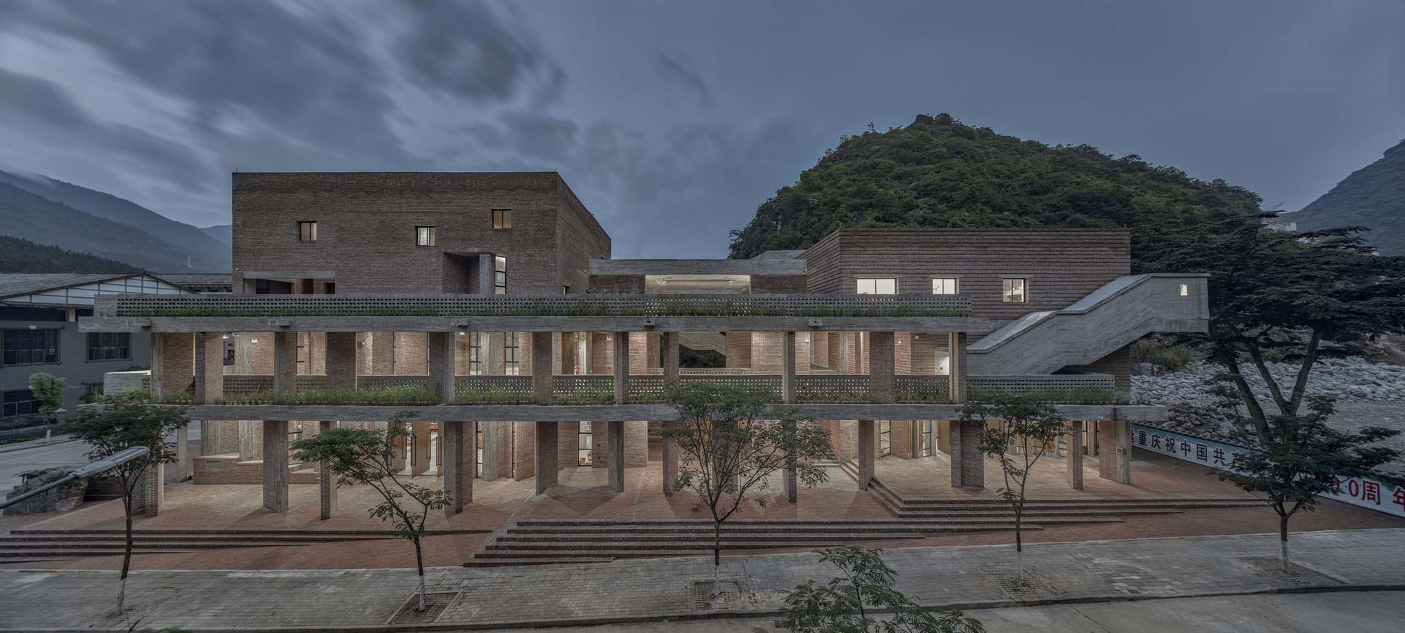 Gallery of Cultural Service Center and Local Workshops of Ruyi Village ...