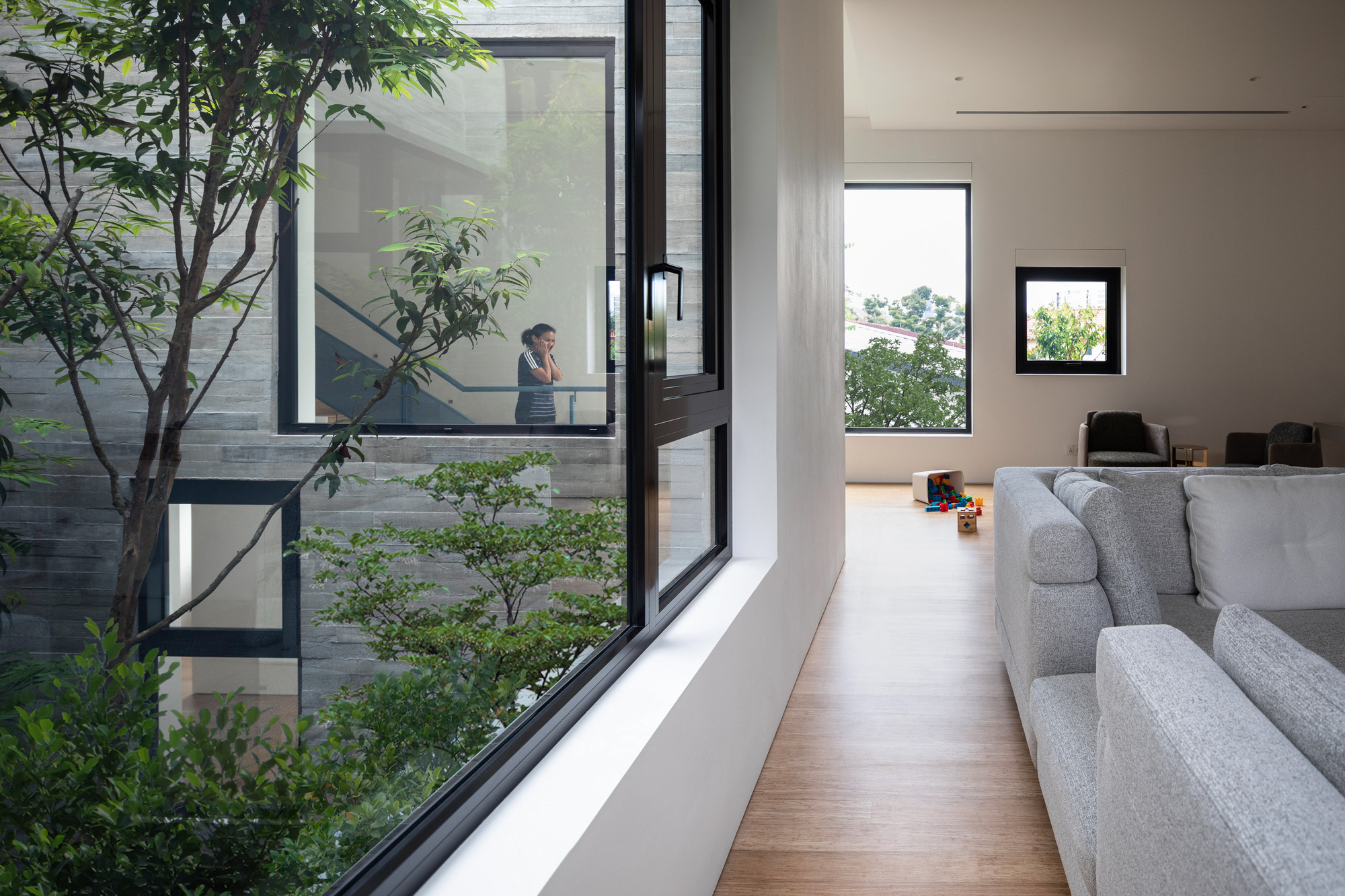 Gallery of Window House / Super Assembly + Formwerkz Architects - 4