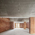 Concrete Barrel Vaults Applied in 10 Projects of Contemporary Architecture | ArchDaily