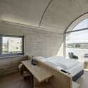 Concrete Barrel Vaults Applied in 10 Projects of Contemporary Architecture | ArchDaily