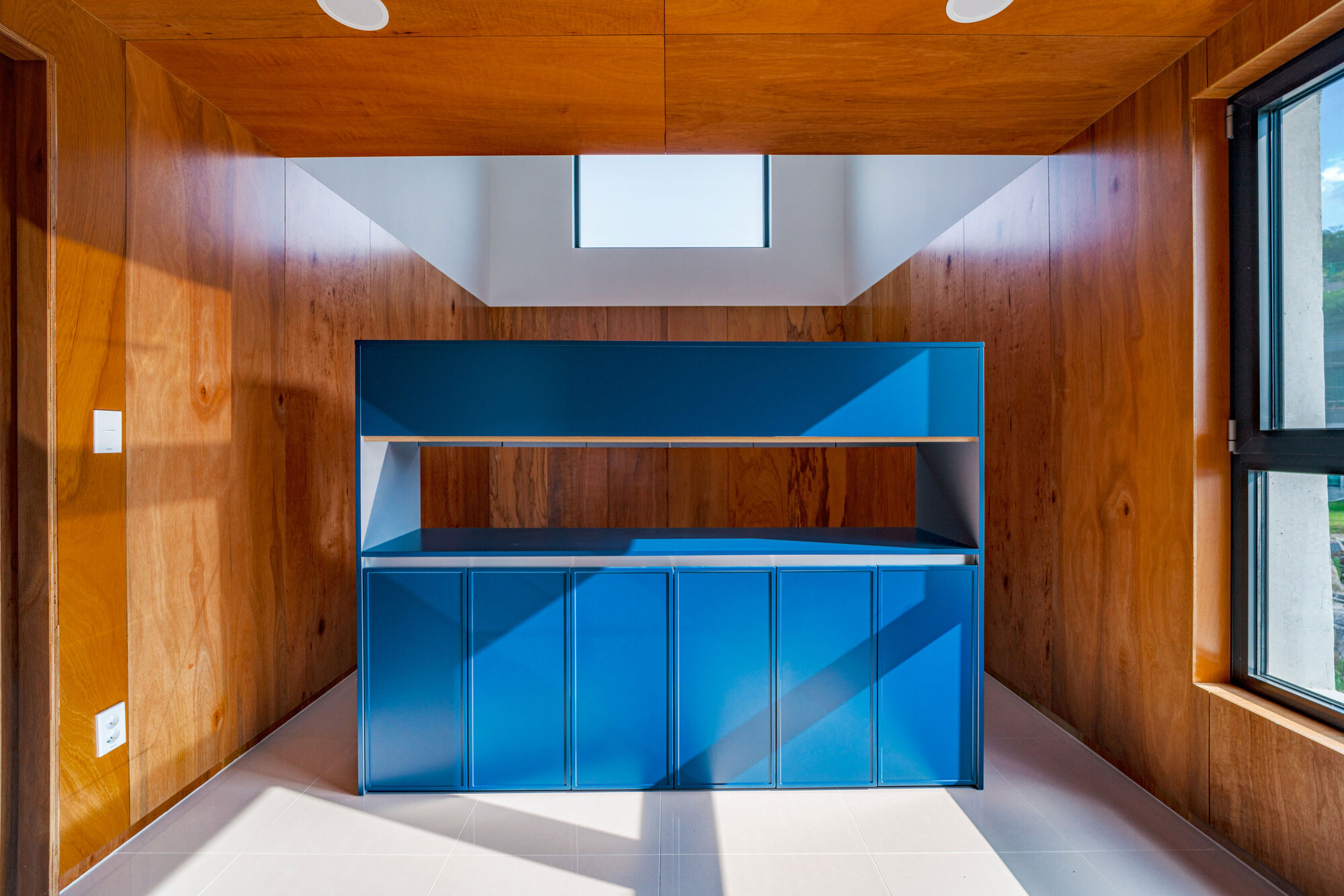 Gallery of 3x4 Café and House / SOBO architects - 17