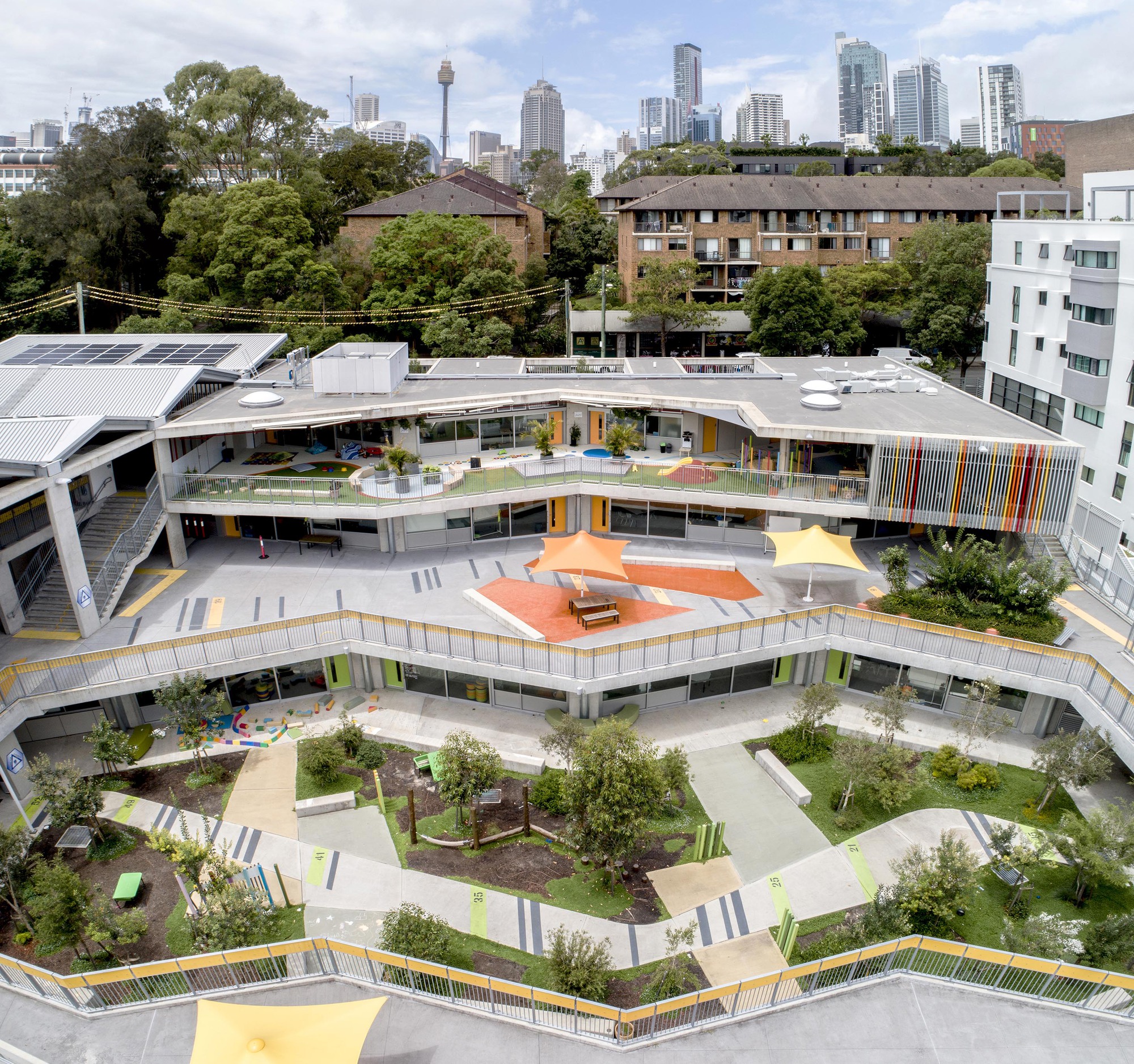Gallery of Ultimo Public School / DesignInc + Lacoste + Stevenson ...