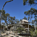 Grampians Peaks Trail Cabins / McGregor Coxall + Noxon Giffen | ArchDaily
