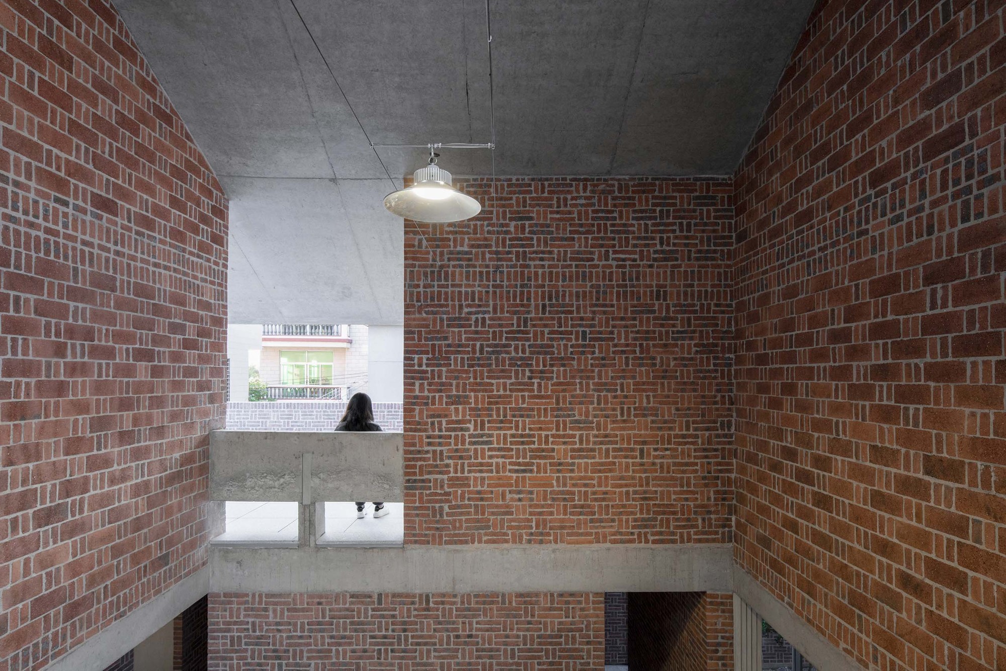 Gallery of Canton House / WAU Design - 13