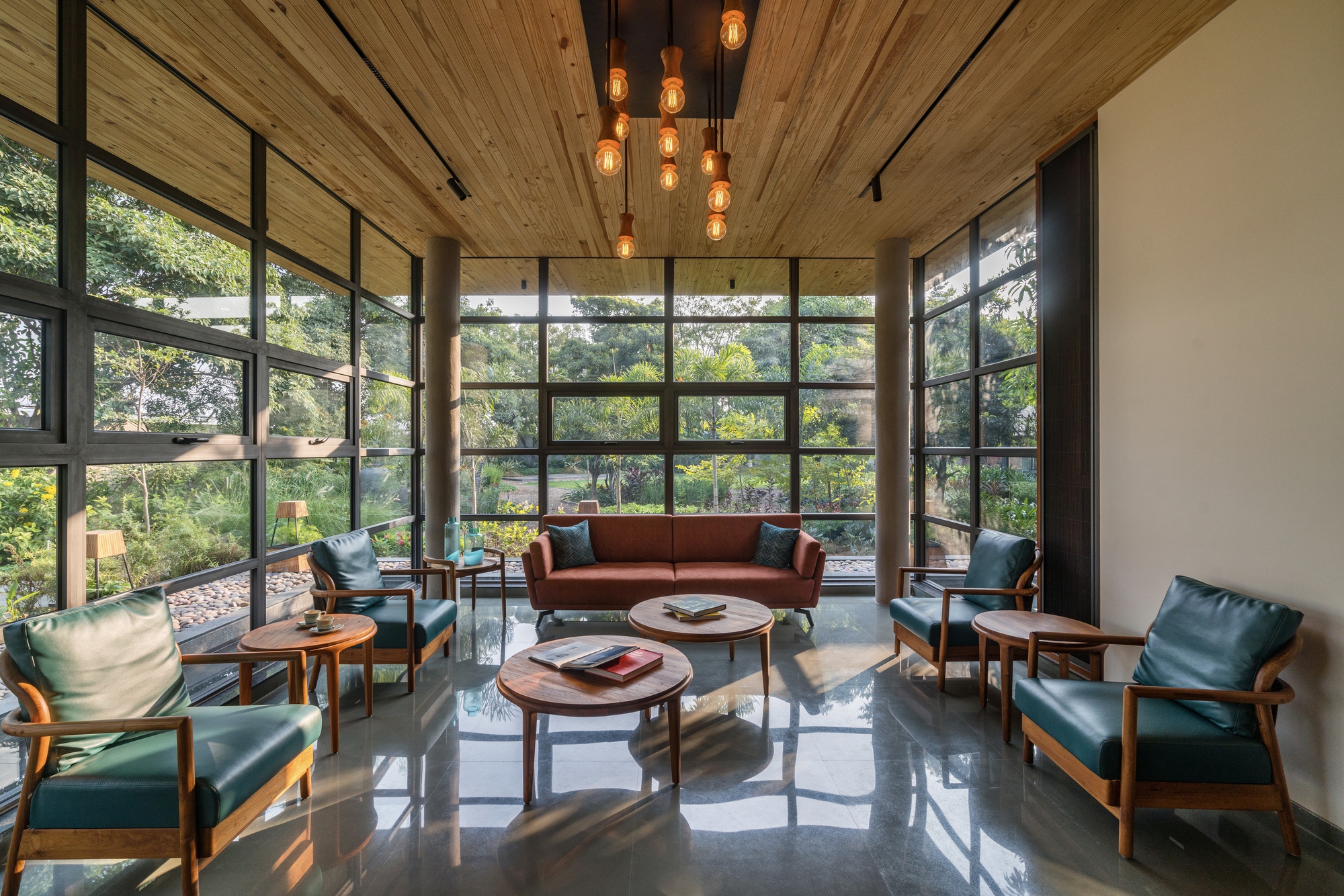 Gallery of The Foliage House / VPA Architects - 5