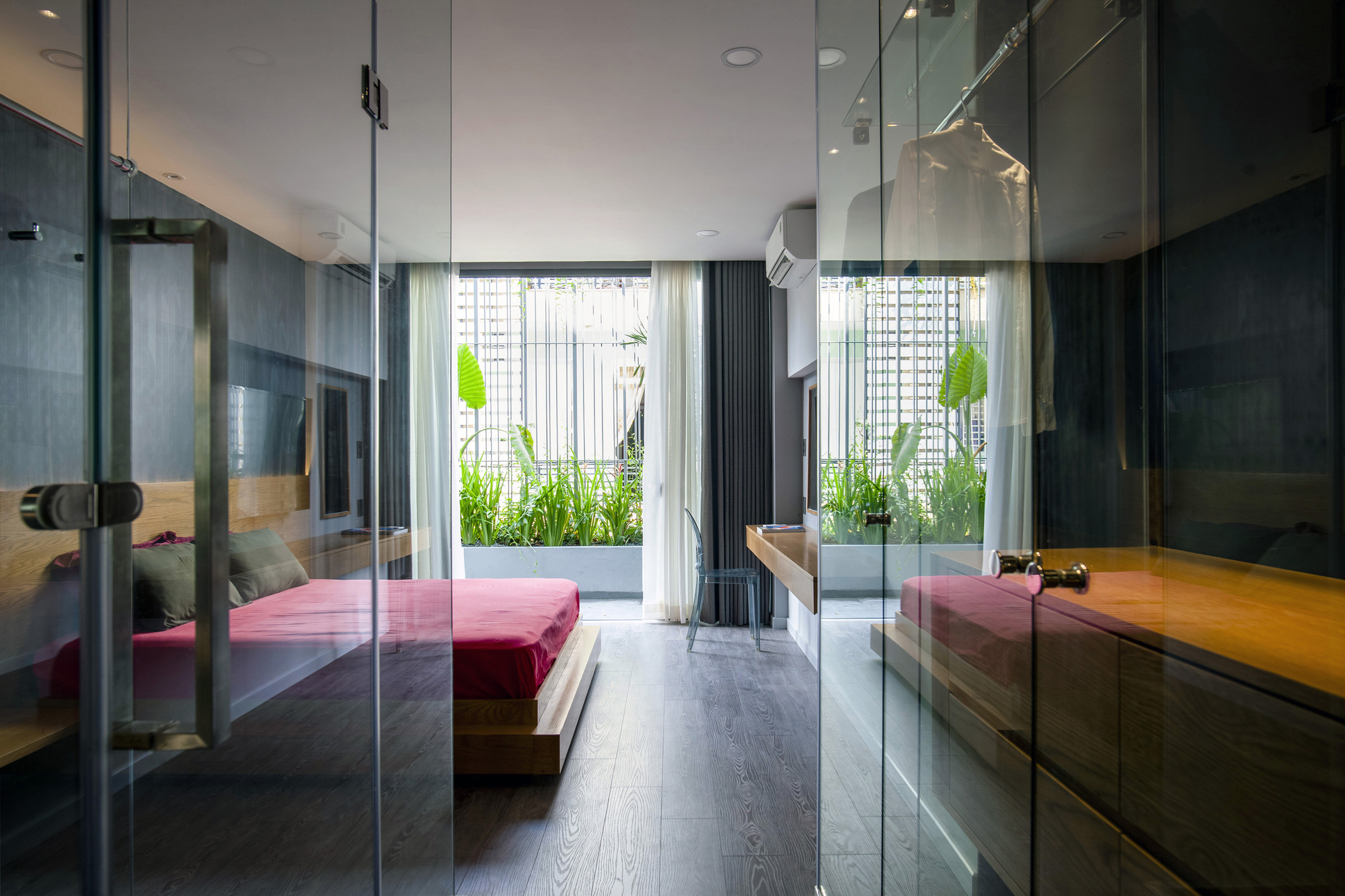 Gallery of Cage House / ROOM+ Design & Build - 15