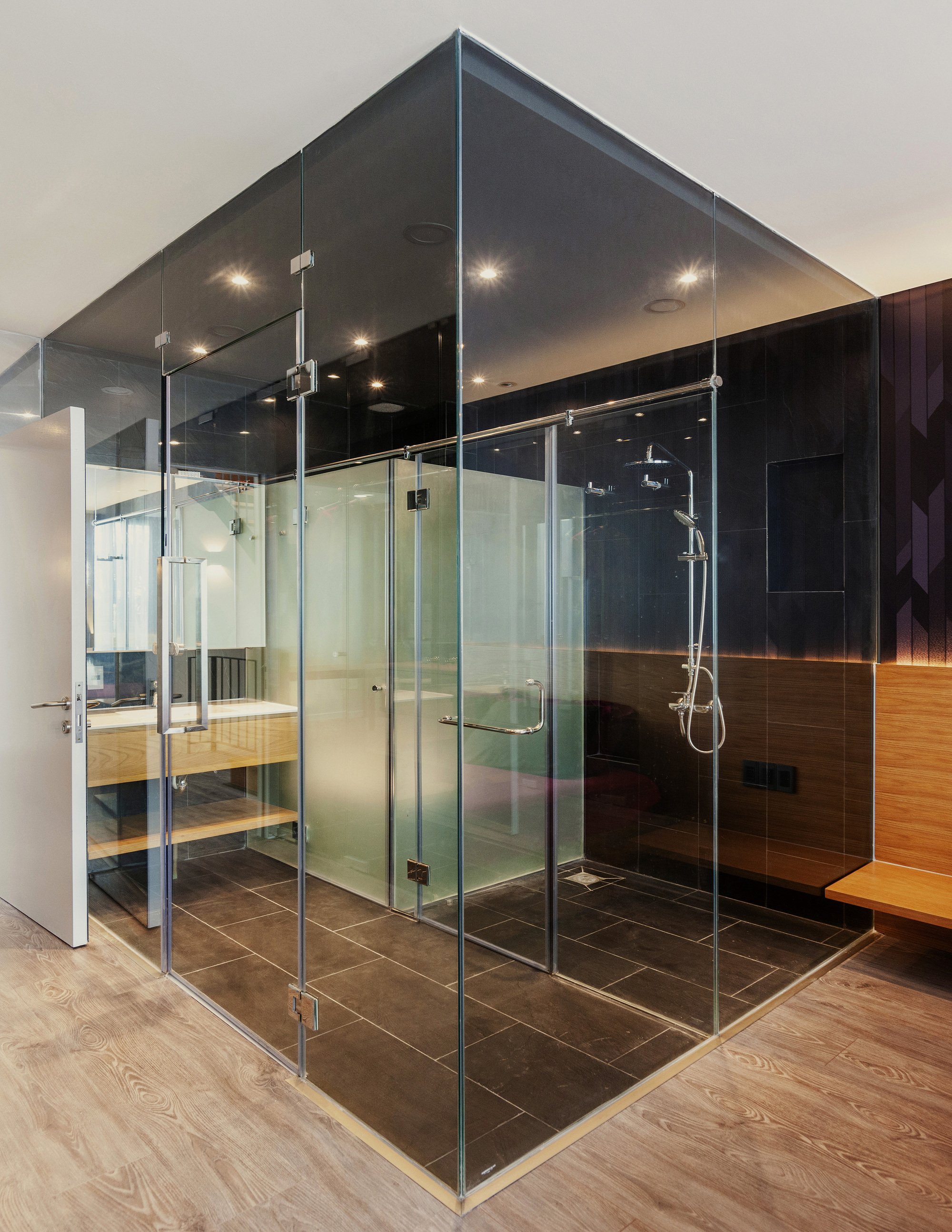 Gallery of Cage House / ROOM+ Design & Build - 16