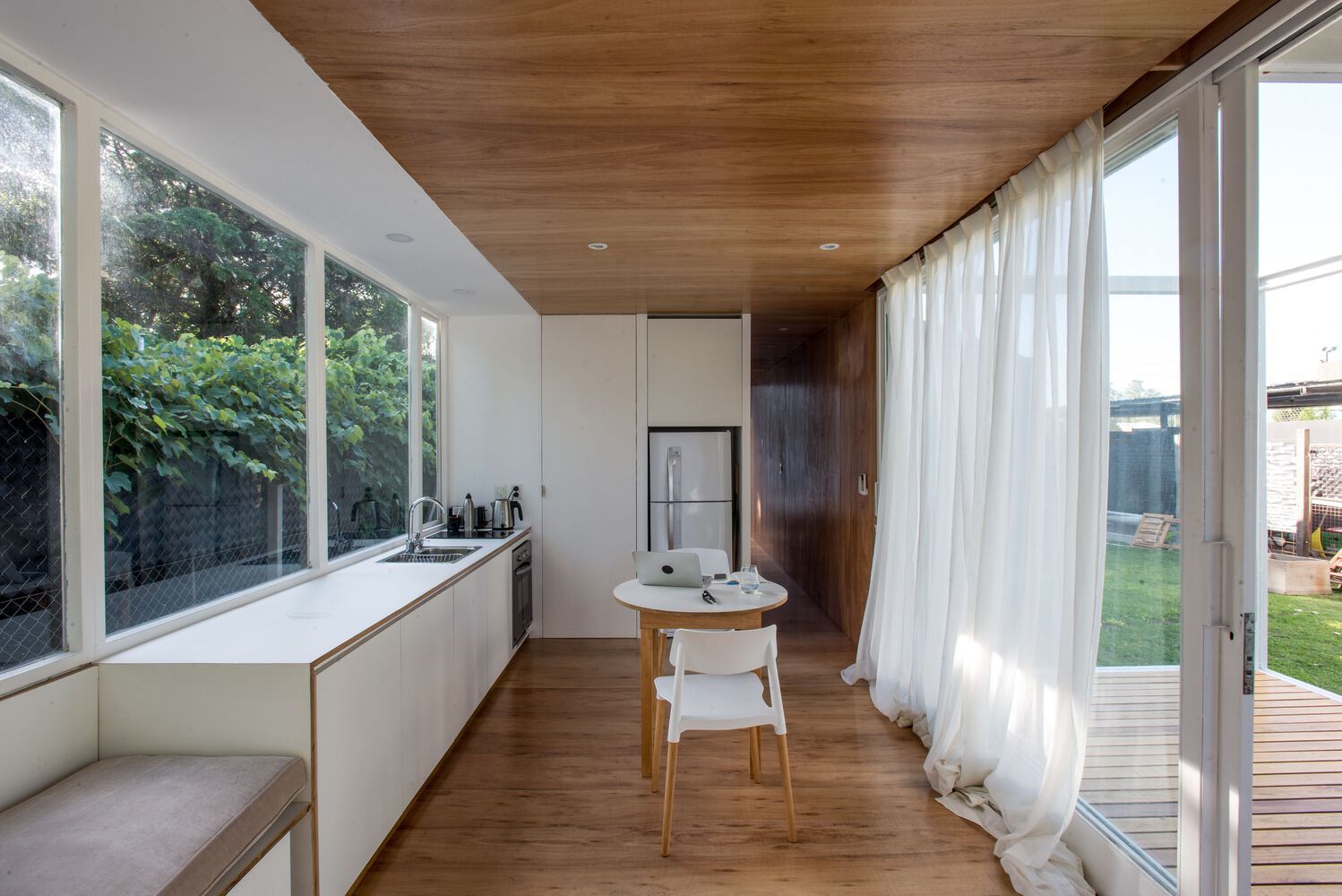Gallery of Integrated Kitchens in Argentinean Housing: Houses and Flats ...