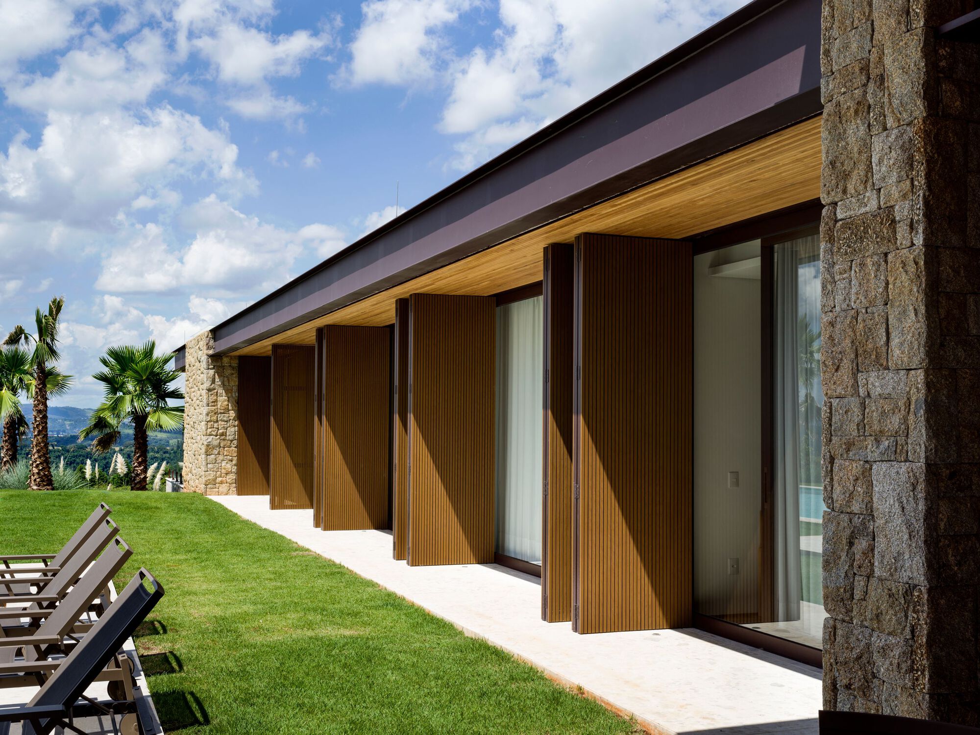Galeria de Casa FT / Leonardo Junqueira Arquitetura - 17