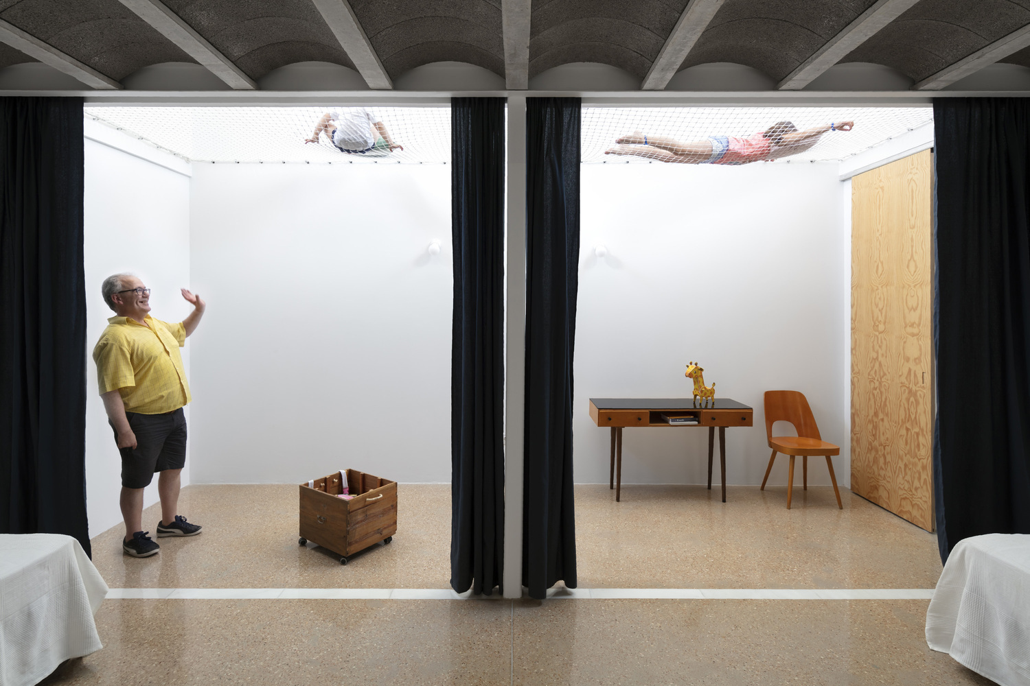 Gallery of Emotional Decor: The Trend of Spaces Geared Towards Emotion - 12