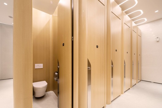 CR8 / DuStudio | ArchDaily