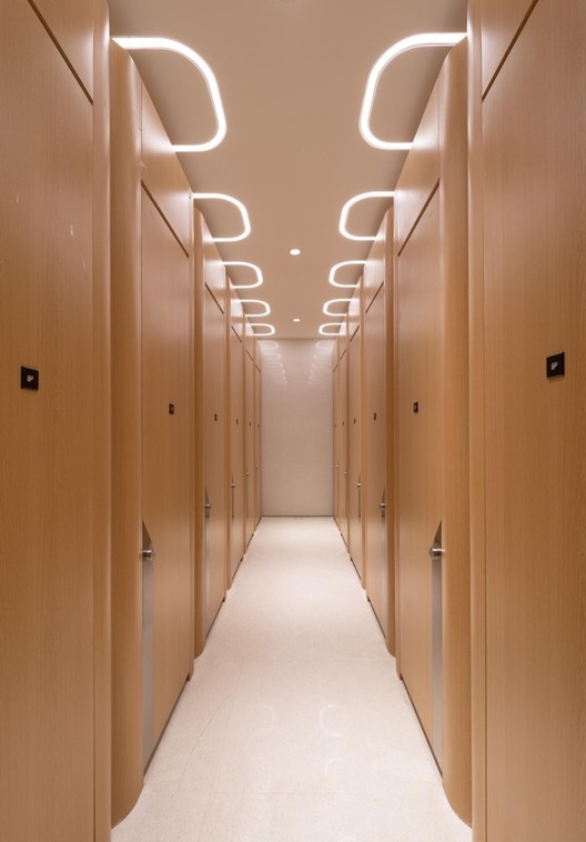 CR8 / DuStudio | ArchDaily