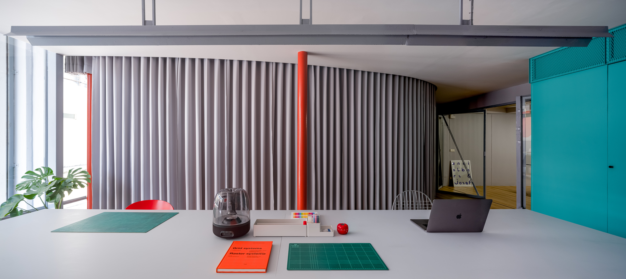 Gallery of Design Unit Studio / STA - 2