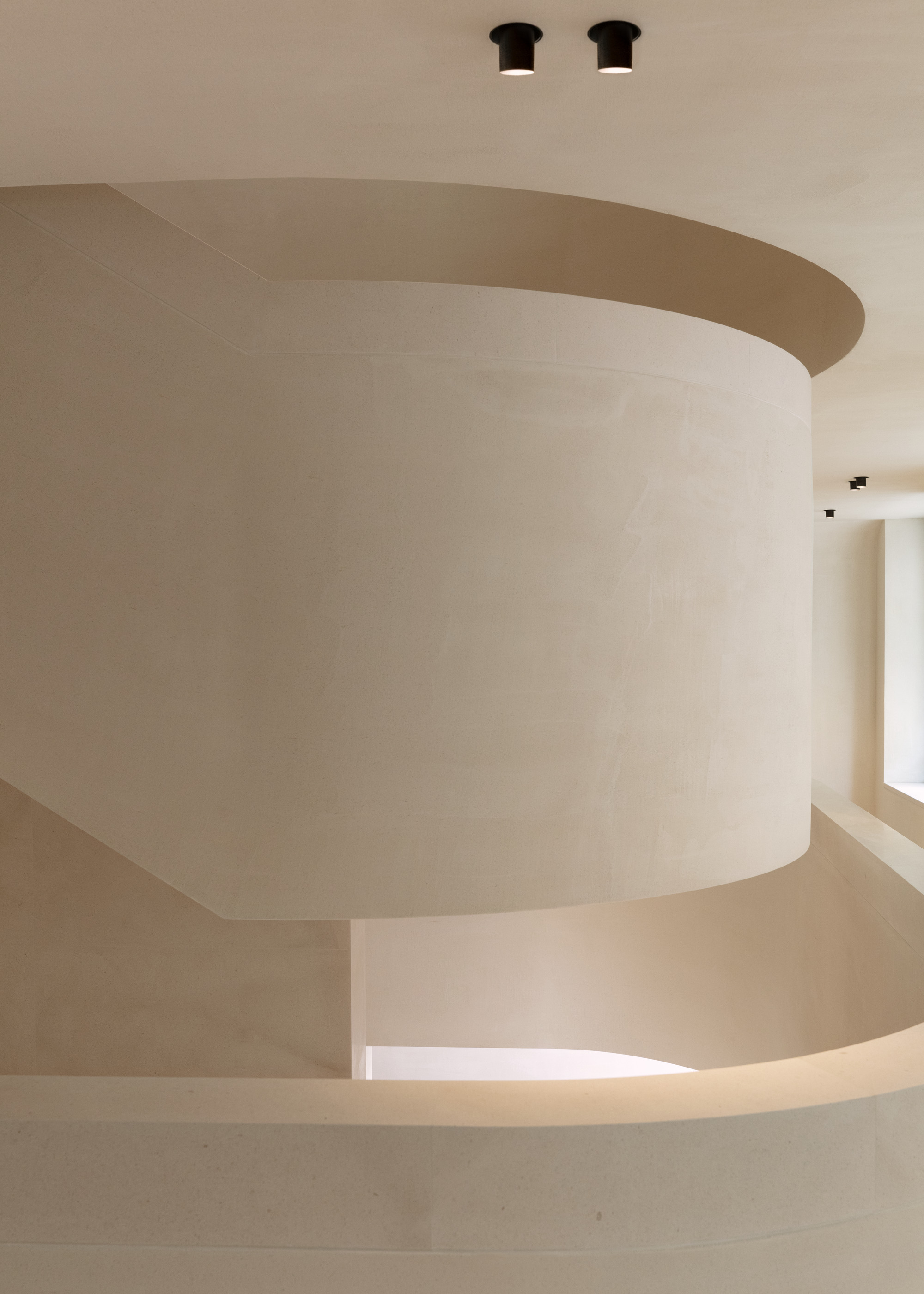 Gallery of Icicle Store / Bernard Dubois - 3