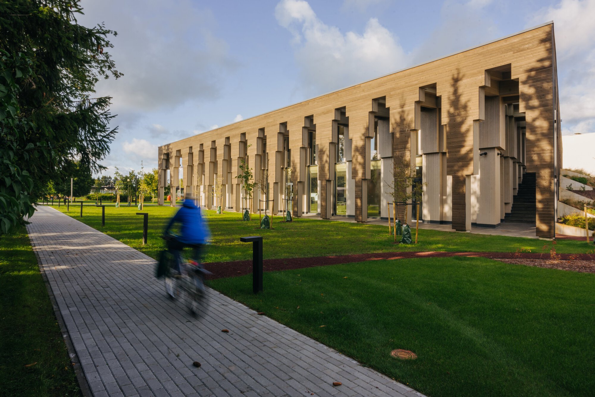 Gallery of The Rural Municipal Building in Saue / molumba - 11