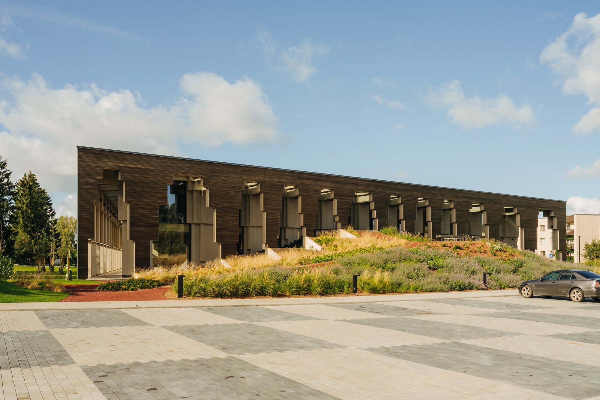 Gallery of The Rural Municipal Building in Saue / molumba - 10