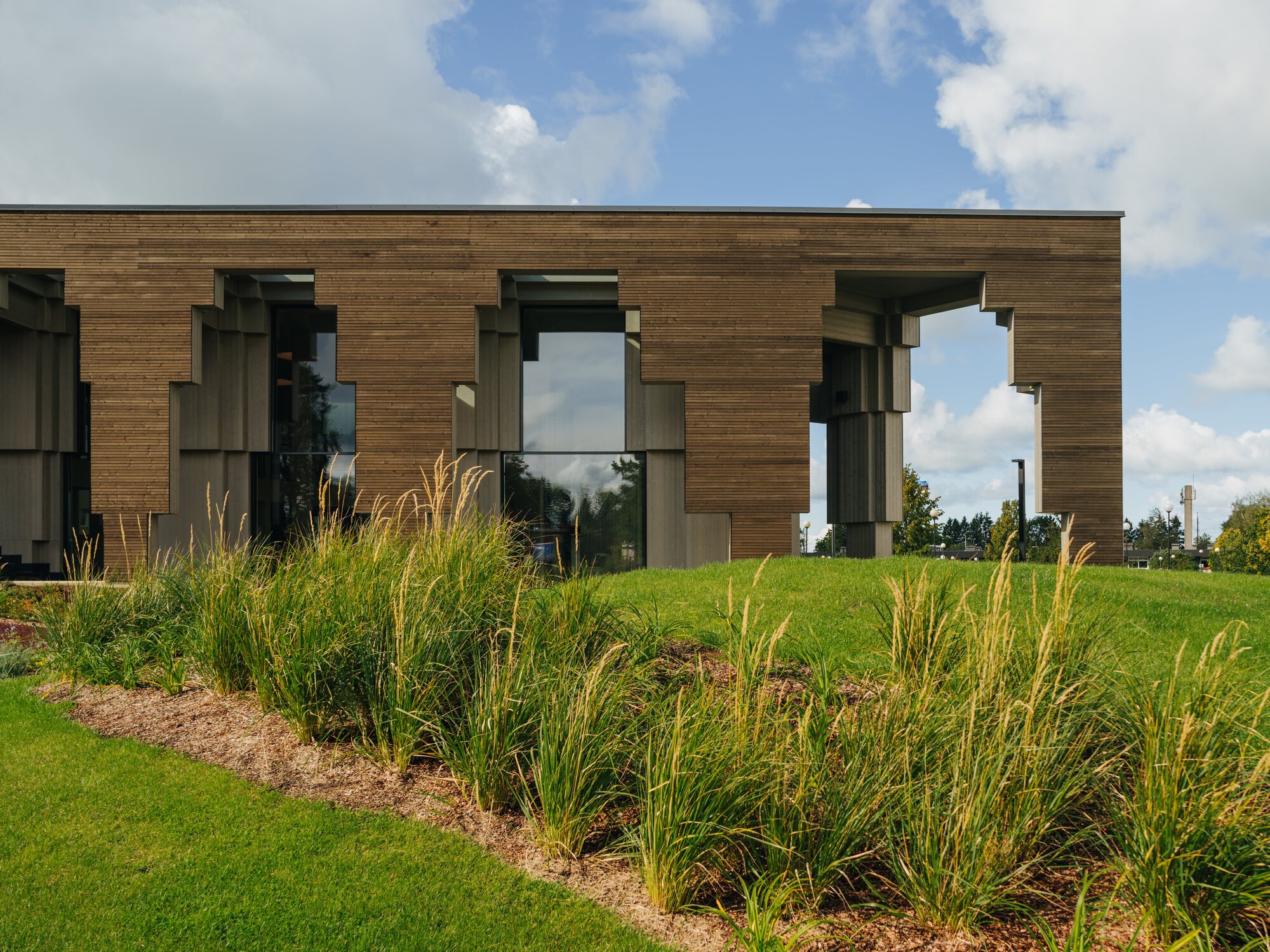 Gallery of The Rural Municipal Building in Saue / molumba - 26