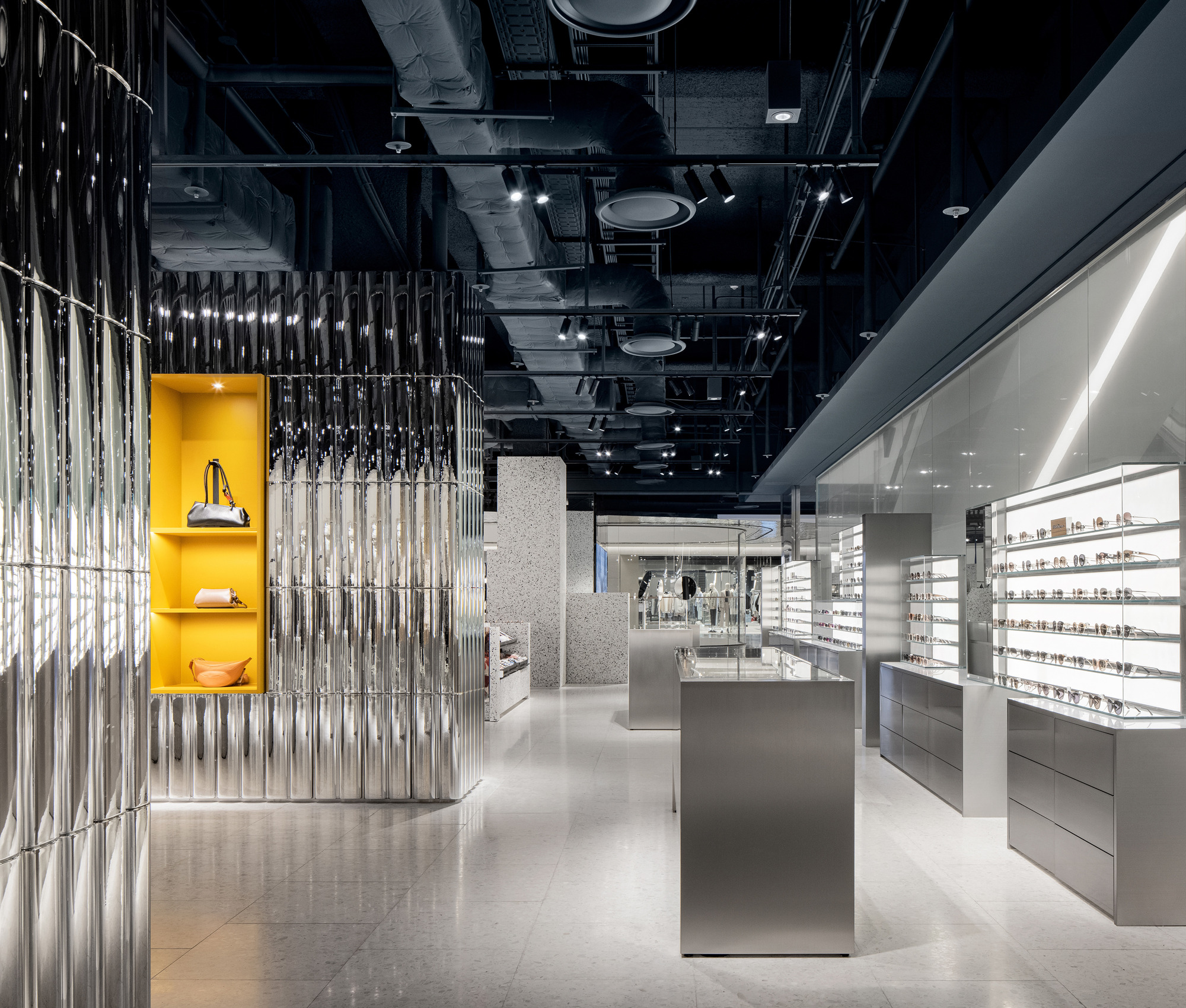 Gallery of The Hyundai Seoul Store / Burdifilek - 3
