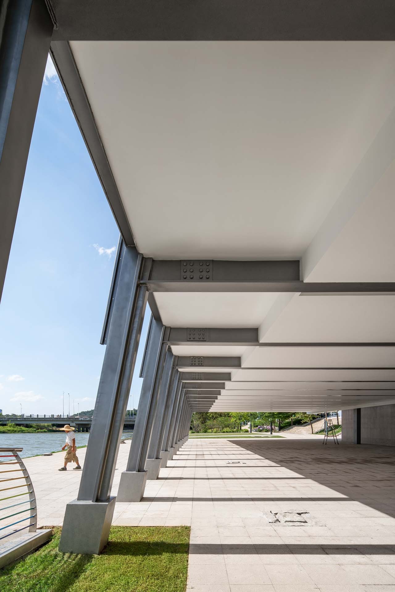 Gallery of Smart Water Hall / WAU Design - 17