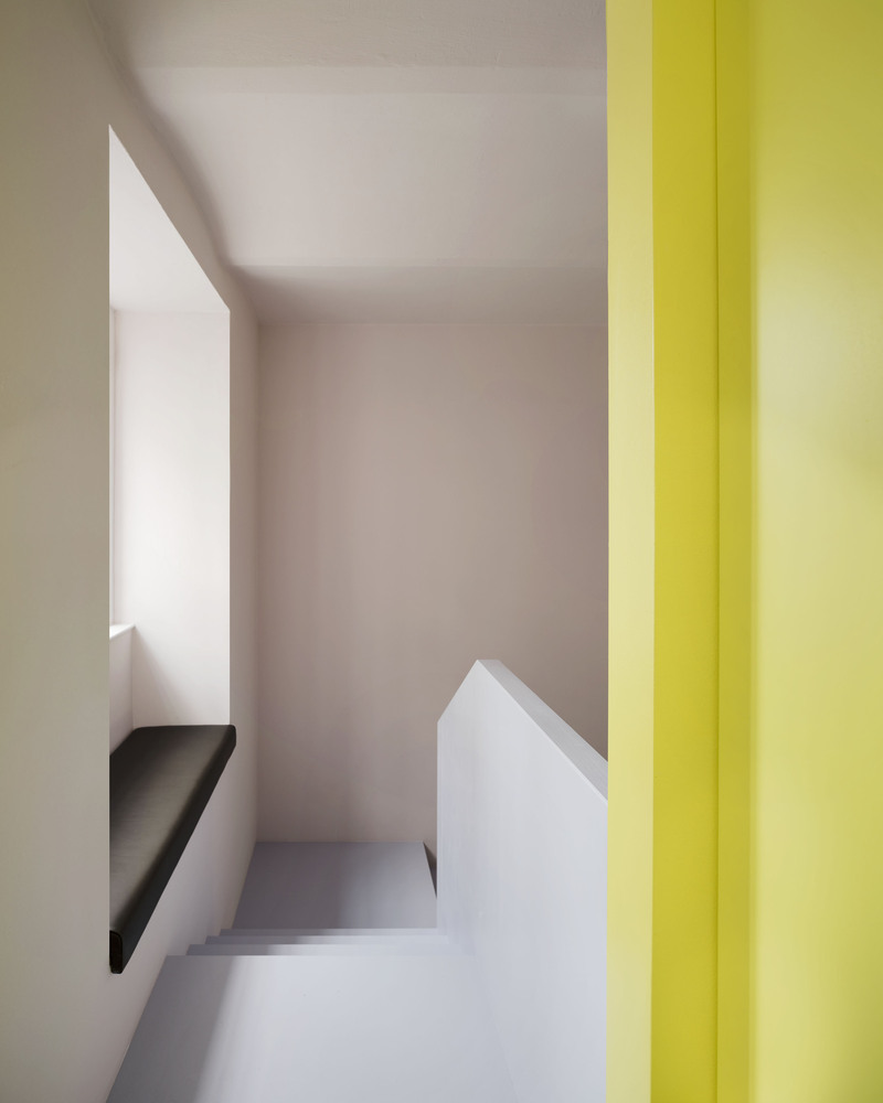 Gallery of Sputnik Bar / Steiner Architecture - 11