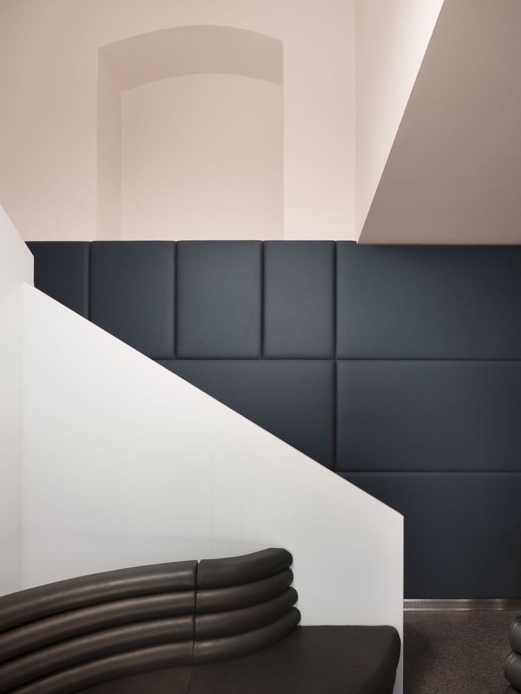 Gallery of Sputnik Bar / Steiner Architecture - 15