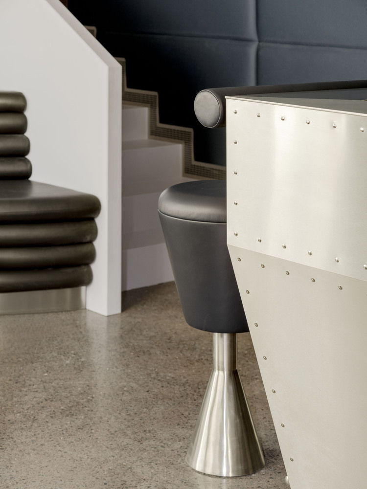 Gallery of Sputnik Bar / Steiner Architecture - 12