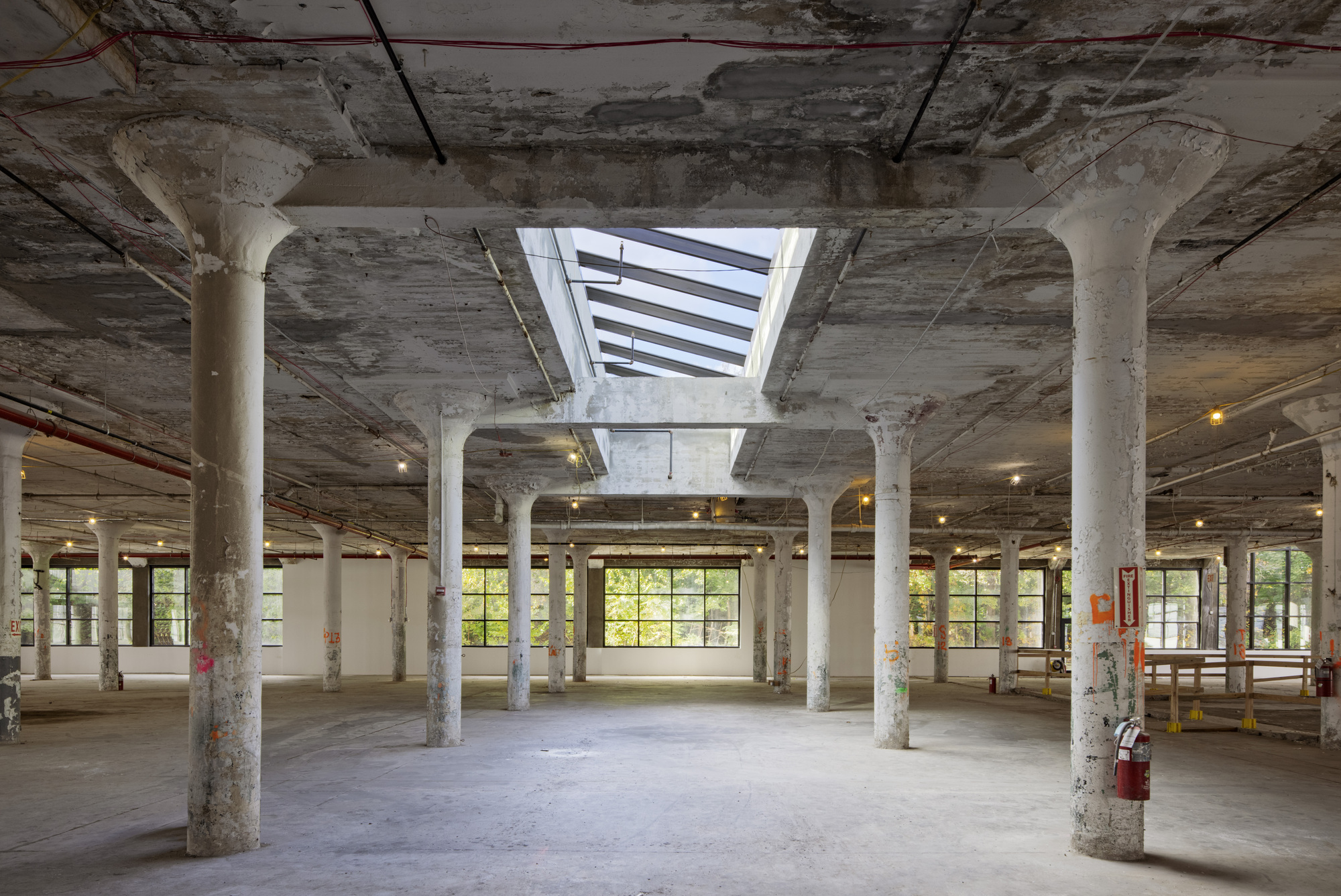 Gallery of Gantry Point / STUDIOS Architecture - 18