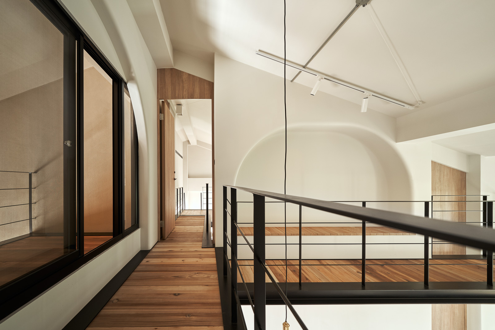 Gallery of Wild House / Soar Design Studio - 19