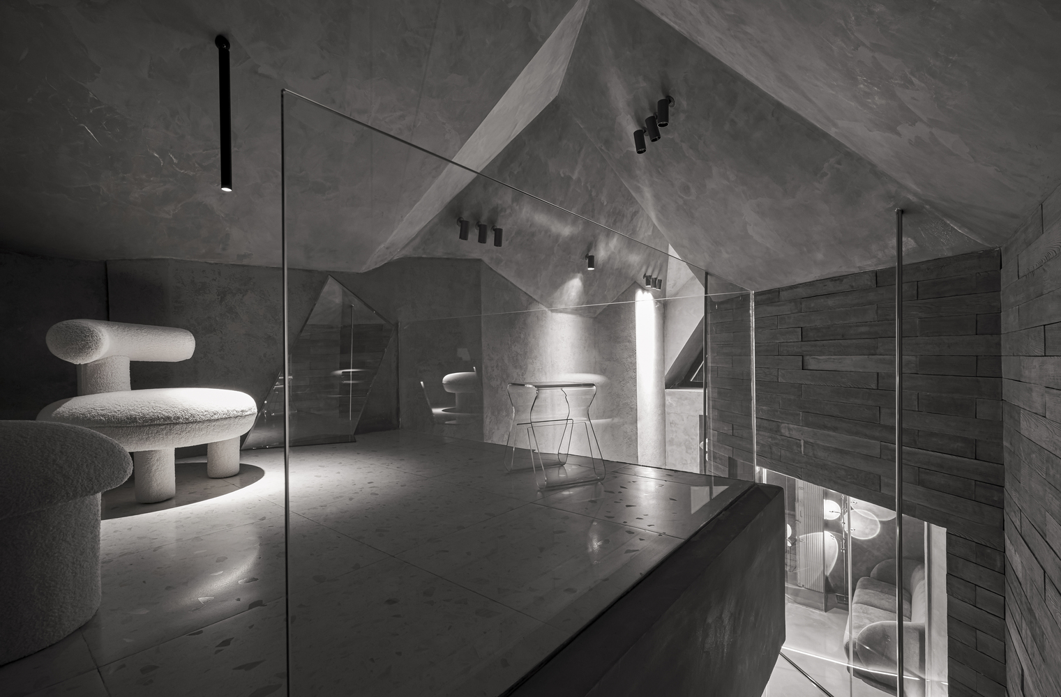 Gallery of LUPH Store / Limdim House Studio - 11