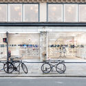 From Display Windows to Open Spaces: Different Solutions for Stores ...