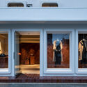 From Display Windows to Open Spaces: Different Solutions for Stores ...