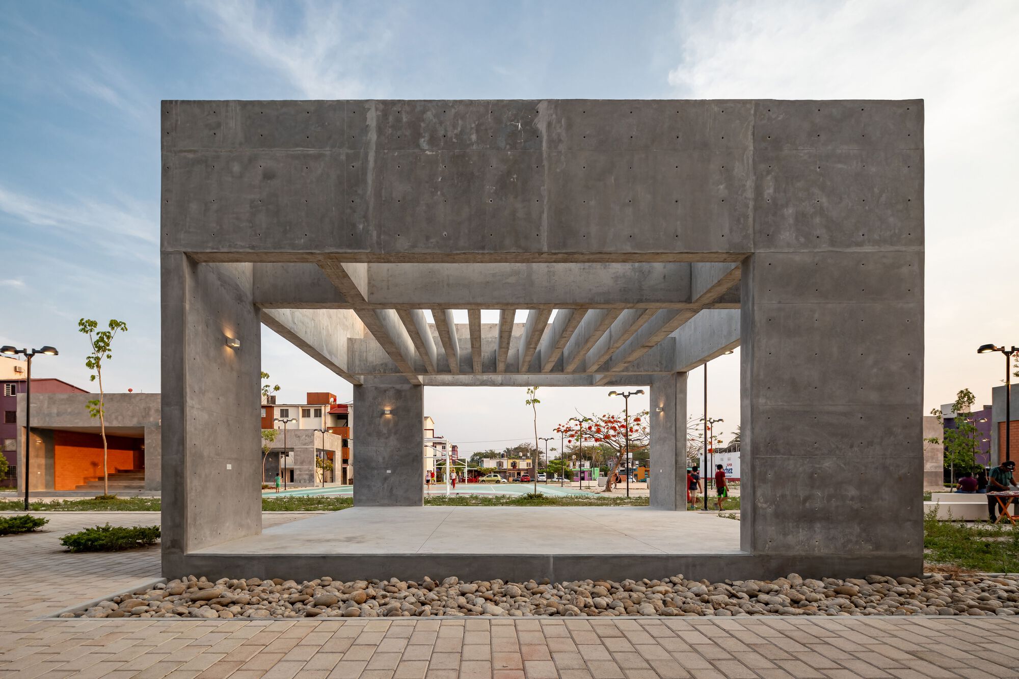 Galeria de Parque na Unidad Infonavit / Quintanilla Arquitectos ...