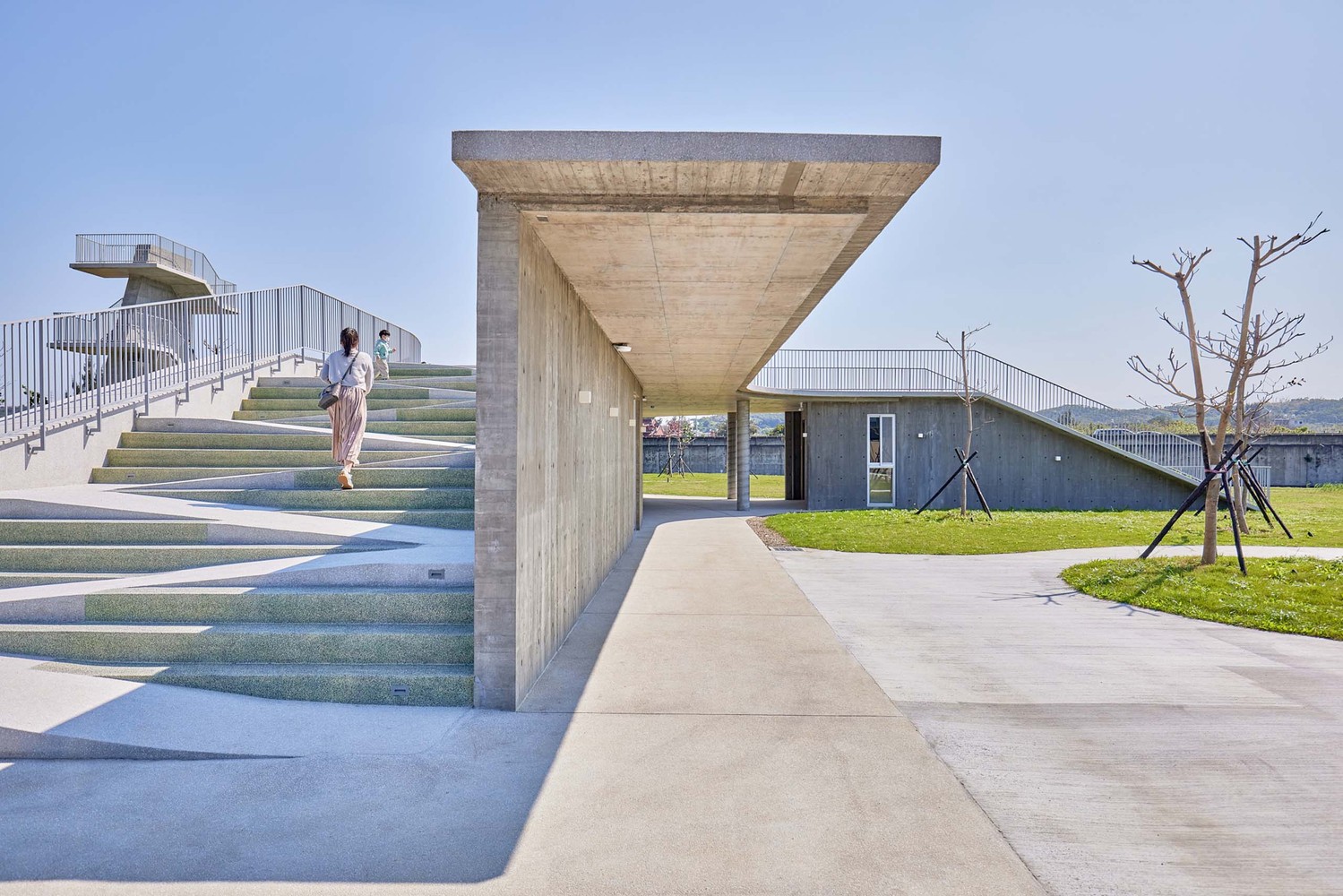 Gallery of Naluwan Community Center / FieldEvo Design Studio ...