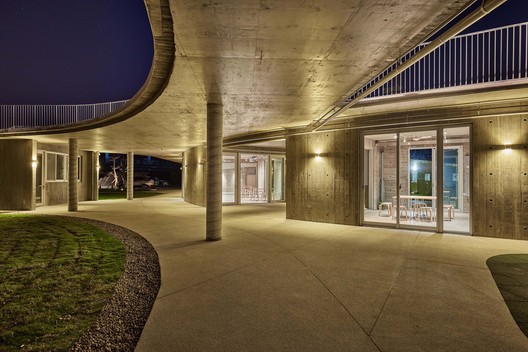 Naluwan Community Center / FieldEvo Design Studio + LinBoYang ...