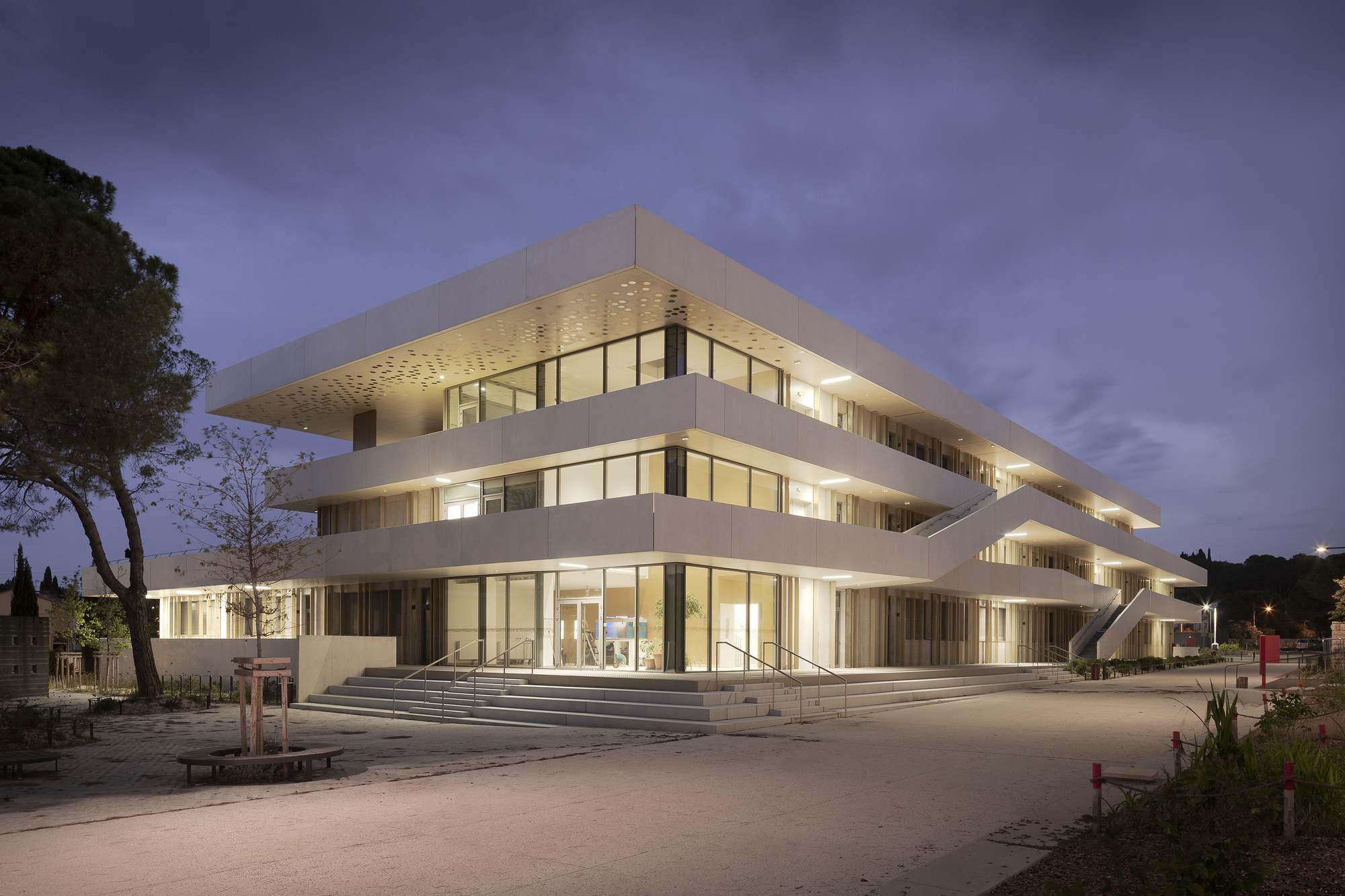 Gallery of University of Montpellier Village des Sciences / BPA ...