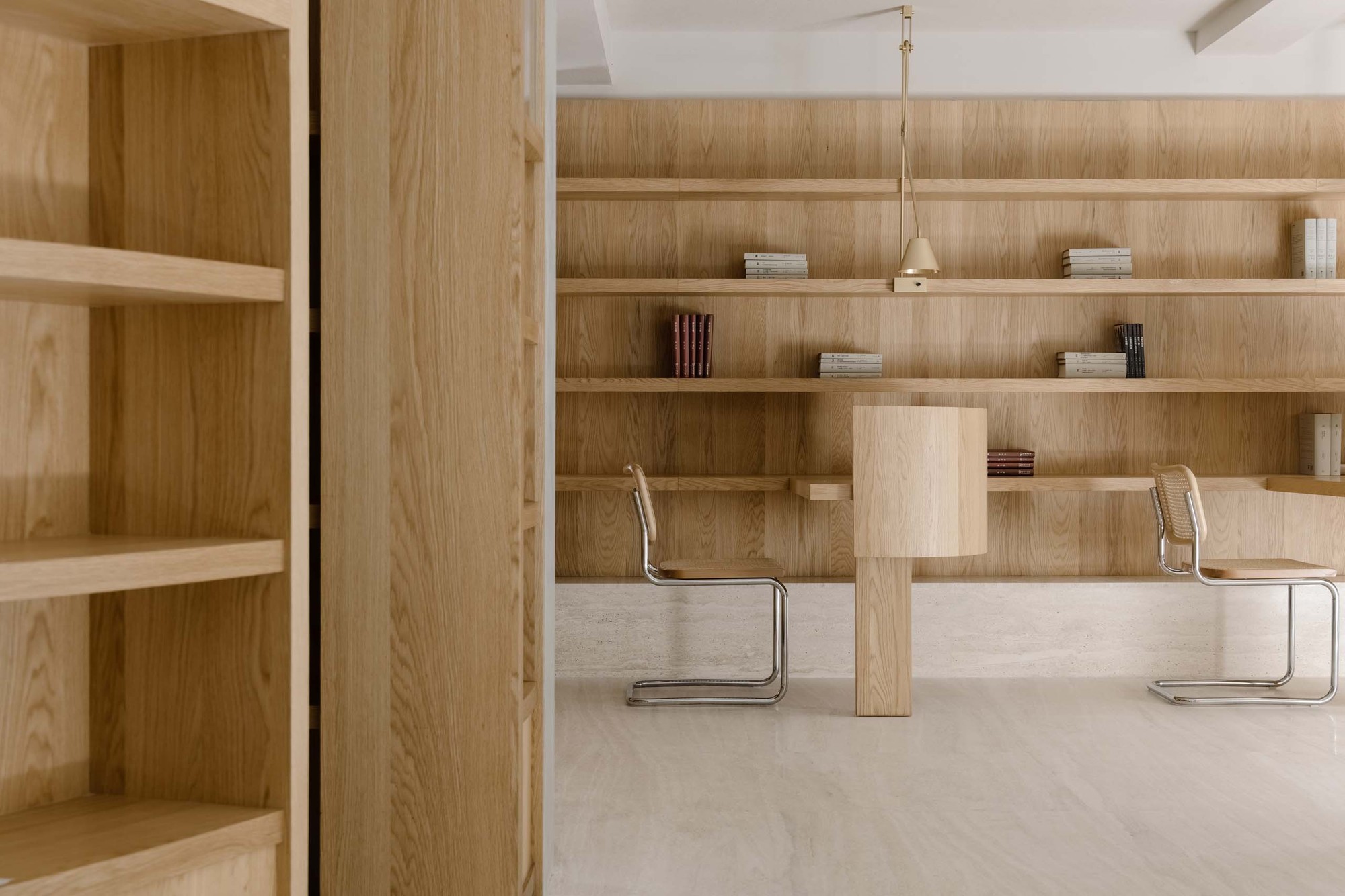 Gallery of A Private Reading Room / atelier tao+c - 14