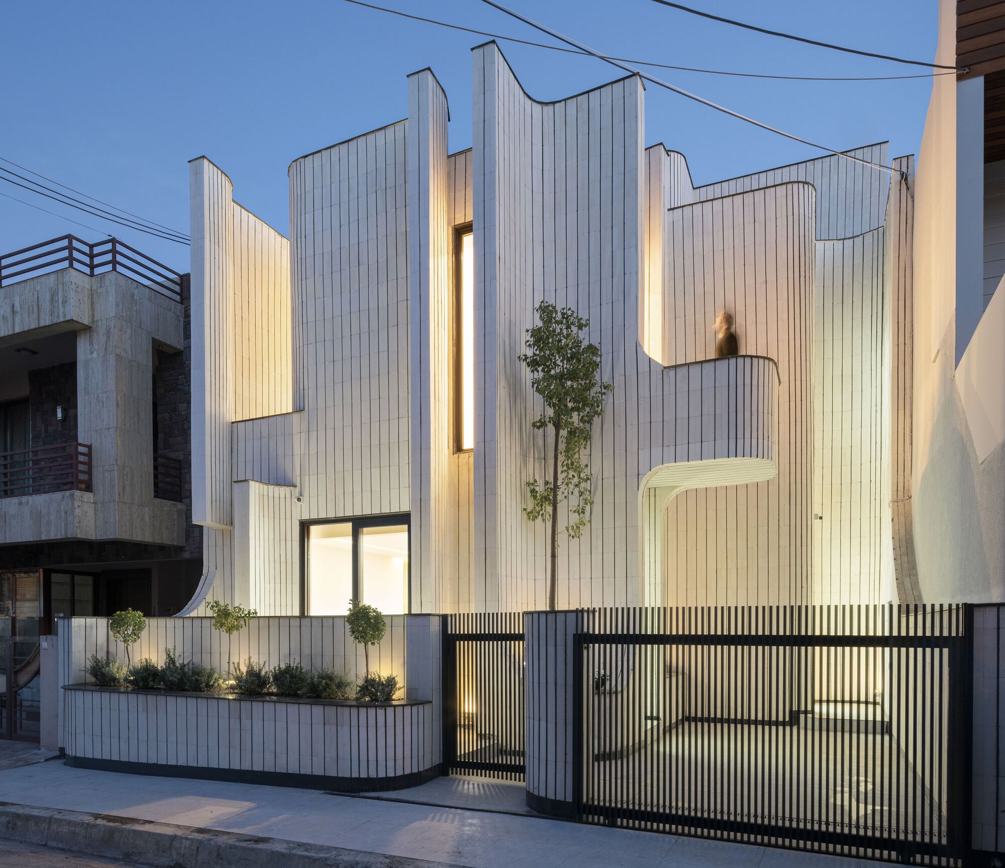 Gallery of Bakrajo House / ZAKAA Architecture - 6