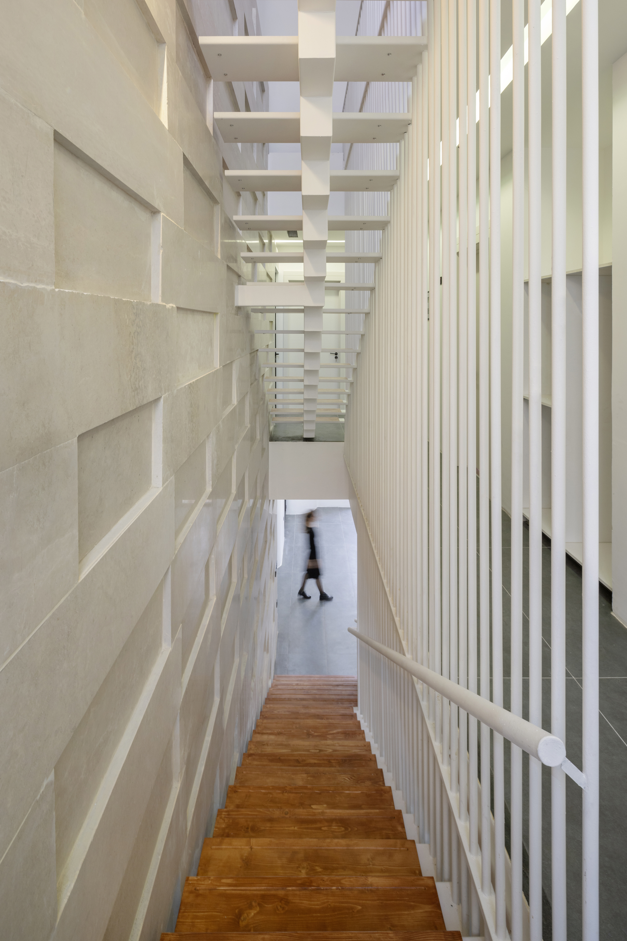 Gallery of Bakrajo House / ZAKAA Architecture - 8