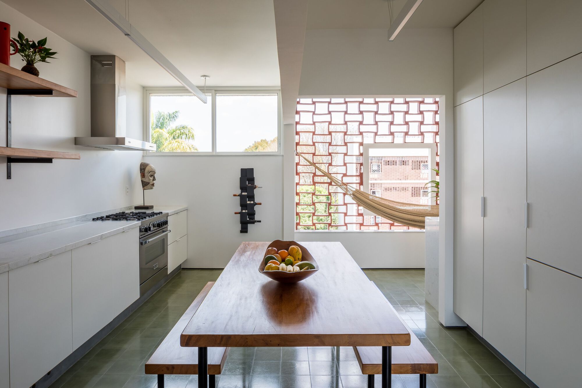 Gallery of Kitchen Cabinet: 20 Projects in Brazilian Houses and ...