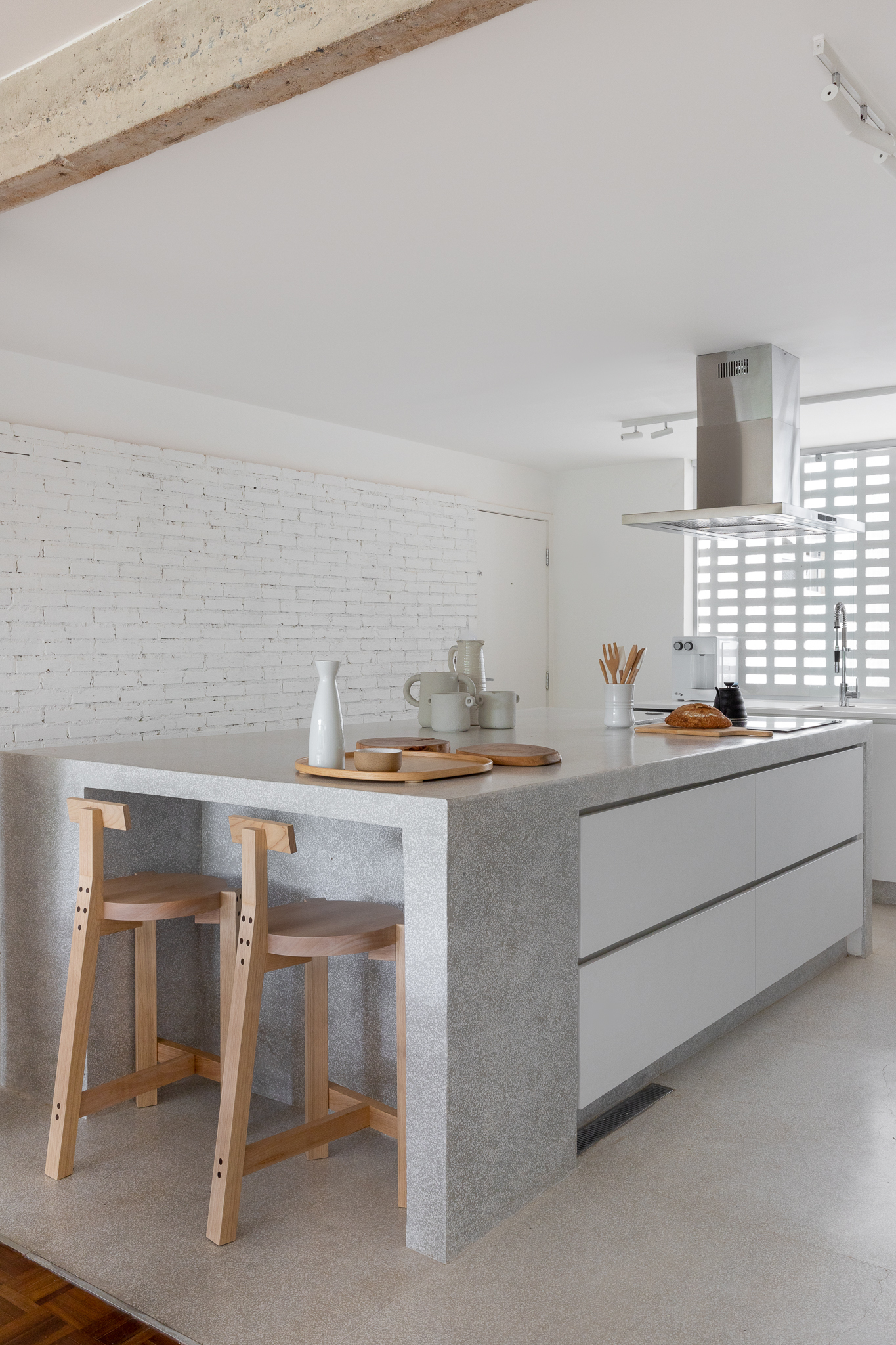 Gallery of Kitchen Cabinet: 20 Projects in Brazilian Houses and ...